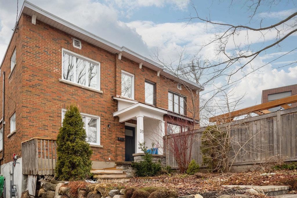 35 Acacia Avenue, New Edinburgh - Lindenlea, ON K1M 0P3