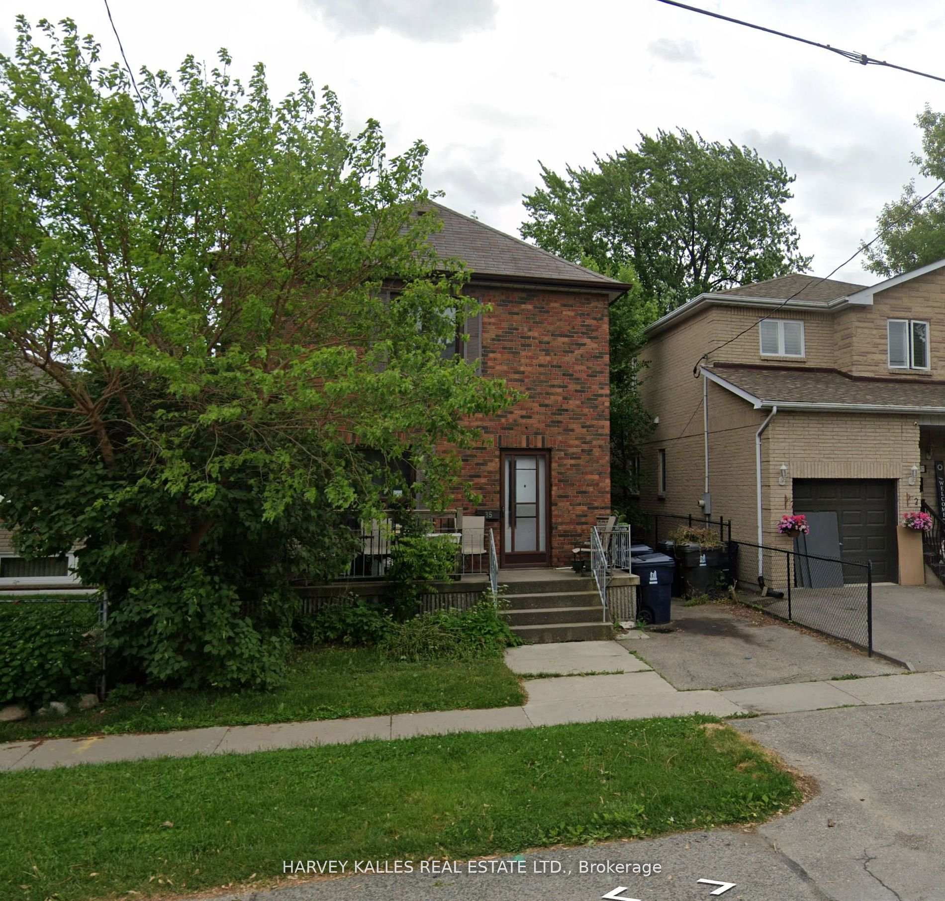 35 Albright Avenue, Toronto, ON M8W 1W9