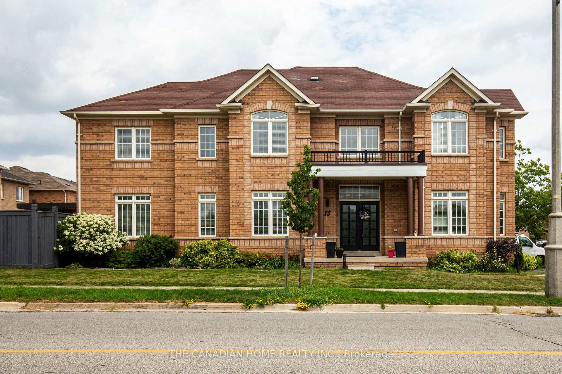 35 Ashby Field Road, Brampton, ON L6X 0R5
