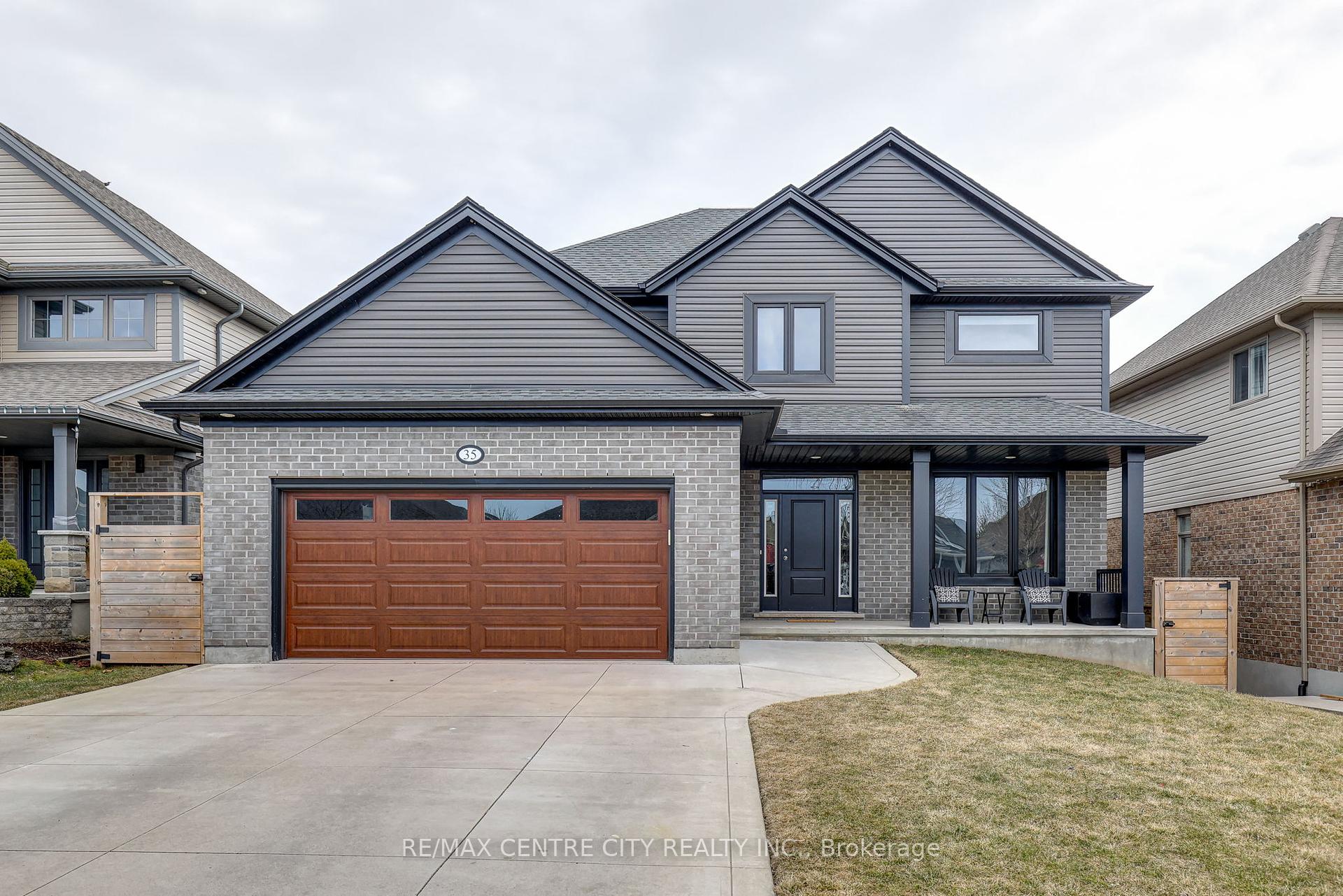 35 Blairmont Terrace, St. Thomas, ON N5R 0E1