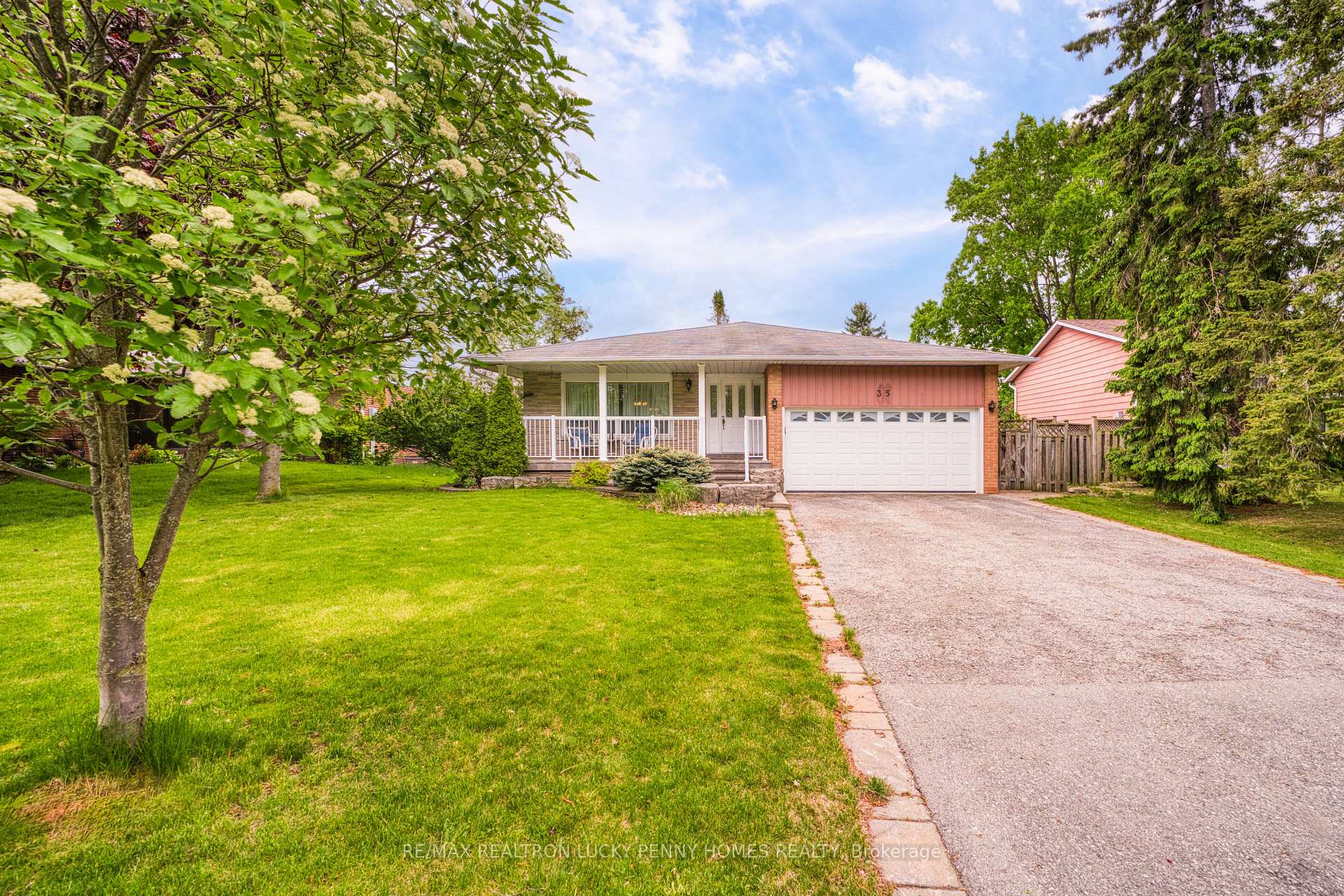 35 Captain Rolph Boulevard, Markham, ON L3P 3L7
