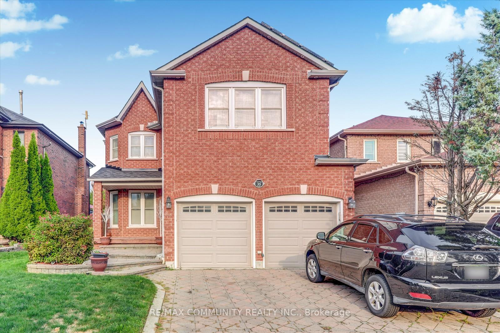 Main - 35 Hartrick Place, Whitby, ON L1R 2C2