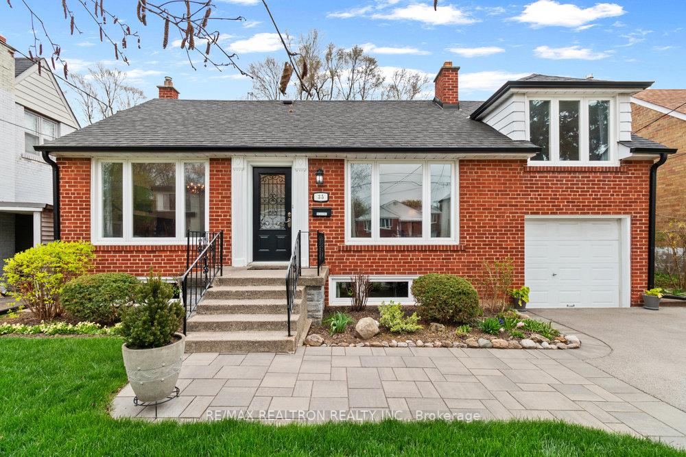 35 Kirkland Boulevard, Toronto, ON M6A 1E7