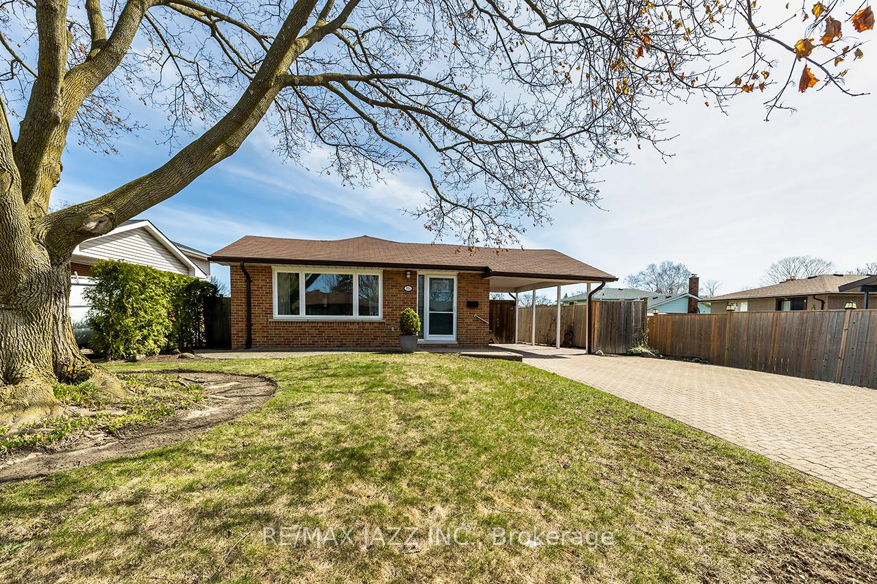 350 Orange Crescent, Oshawa, ON L1G 5X3