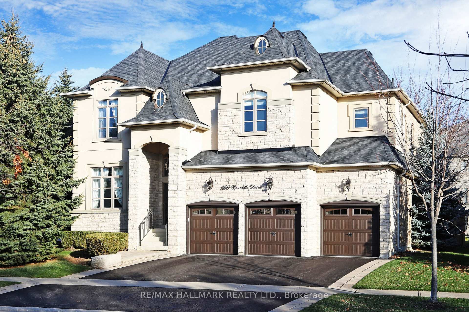 350 Paradelle Drive, Richmond Hill, ON L4E 4R6