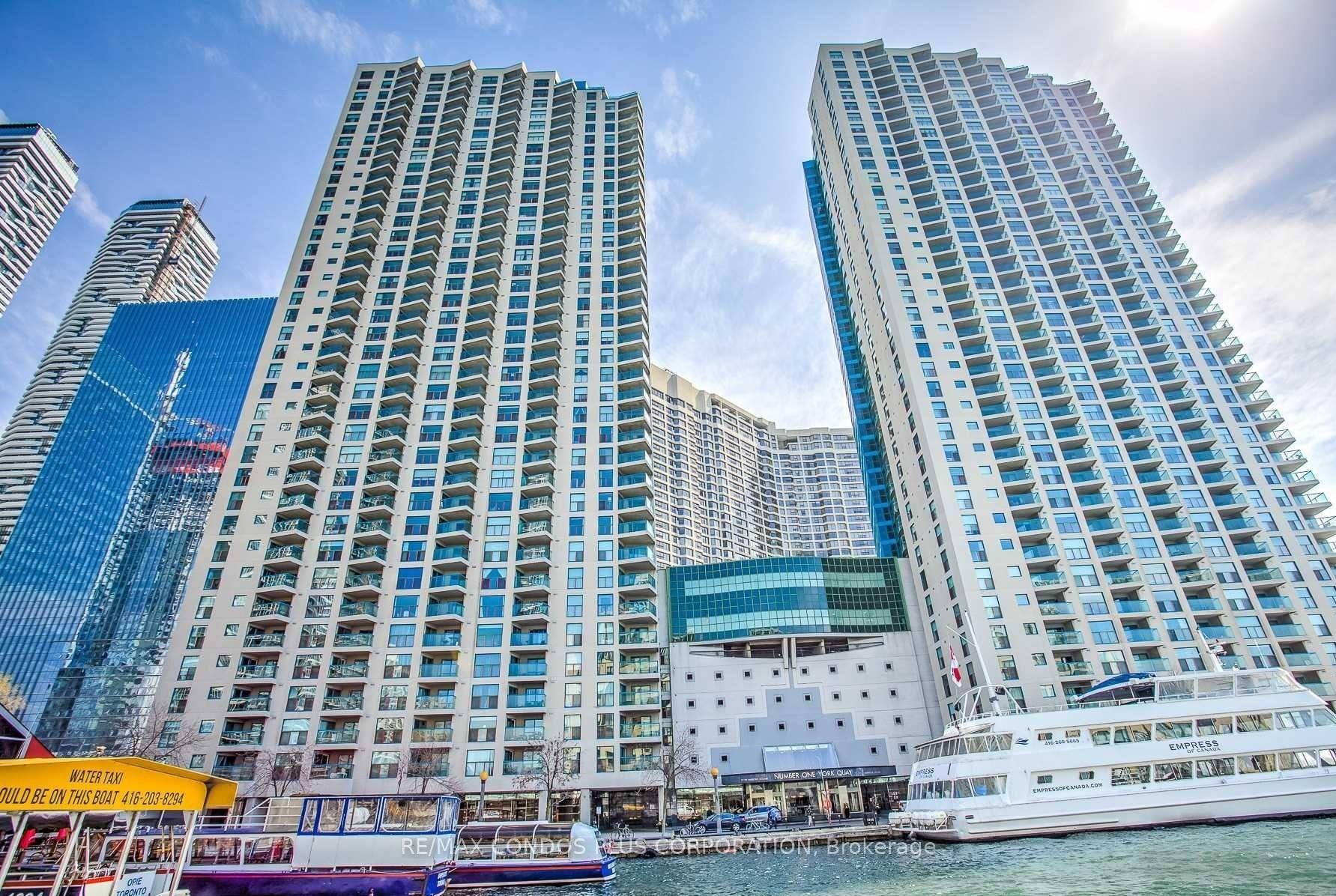 3508 - 77 Harbour Square, Toronto, ON M5J 2S2