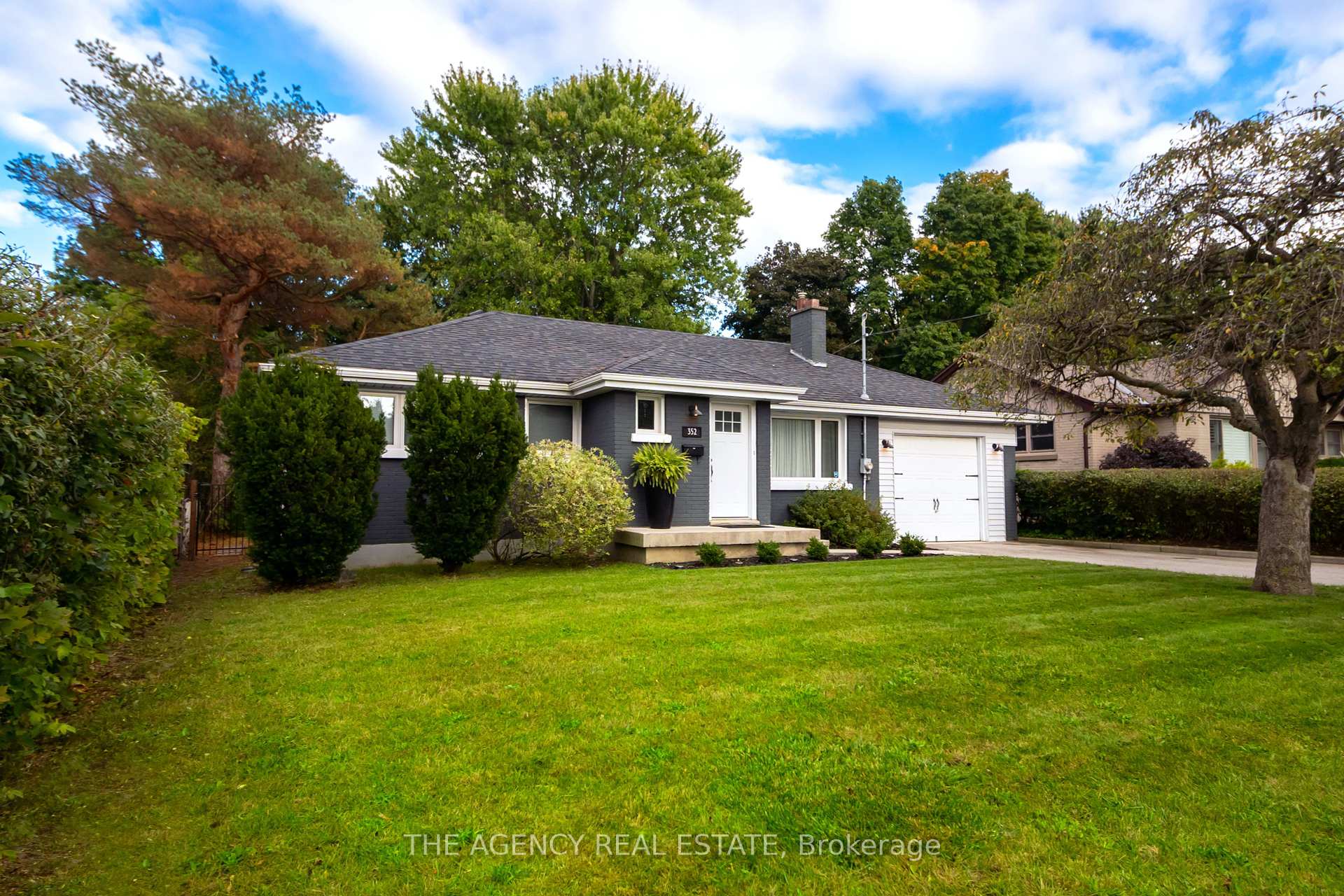 352 Reynolds Road, London, ON N6K 2P7