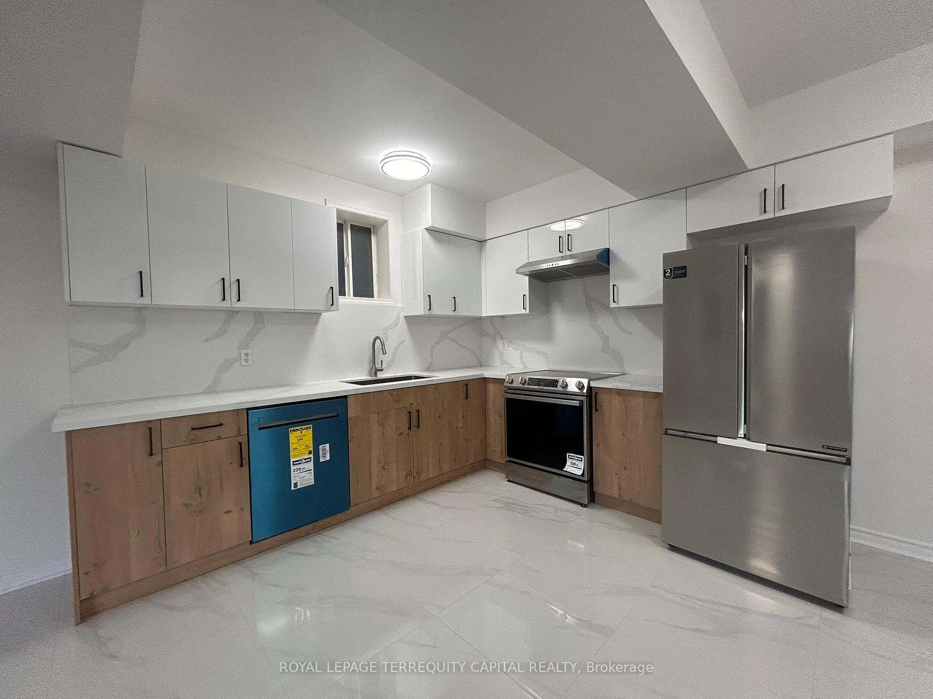 B - 353 Edgehill Drive, Barrie, ON L4N 9X5