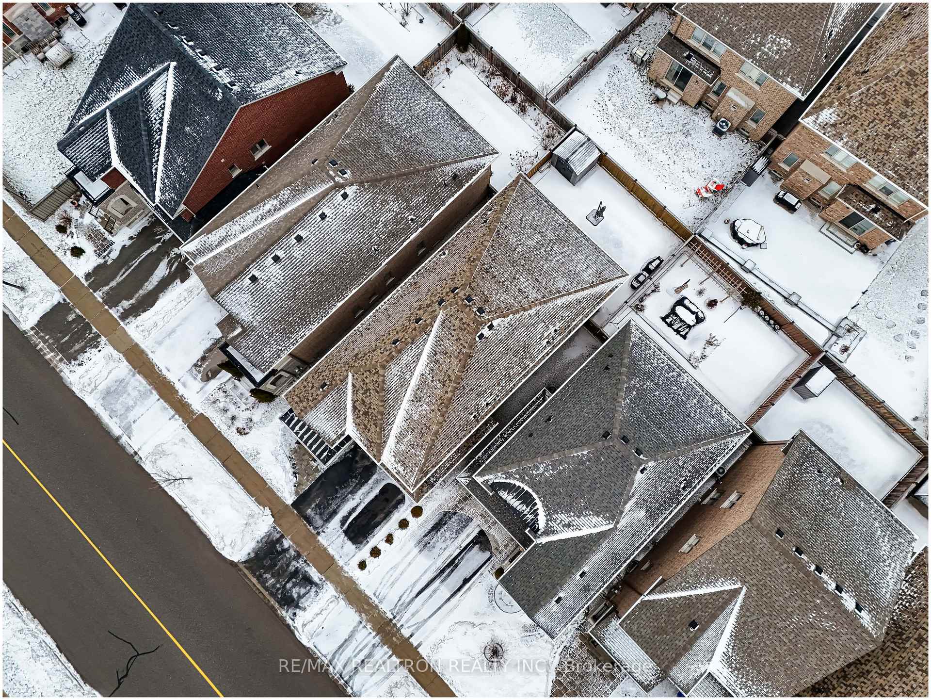 356 Hartwell Way, Aurora, ON L4G 0W5