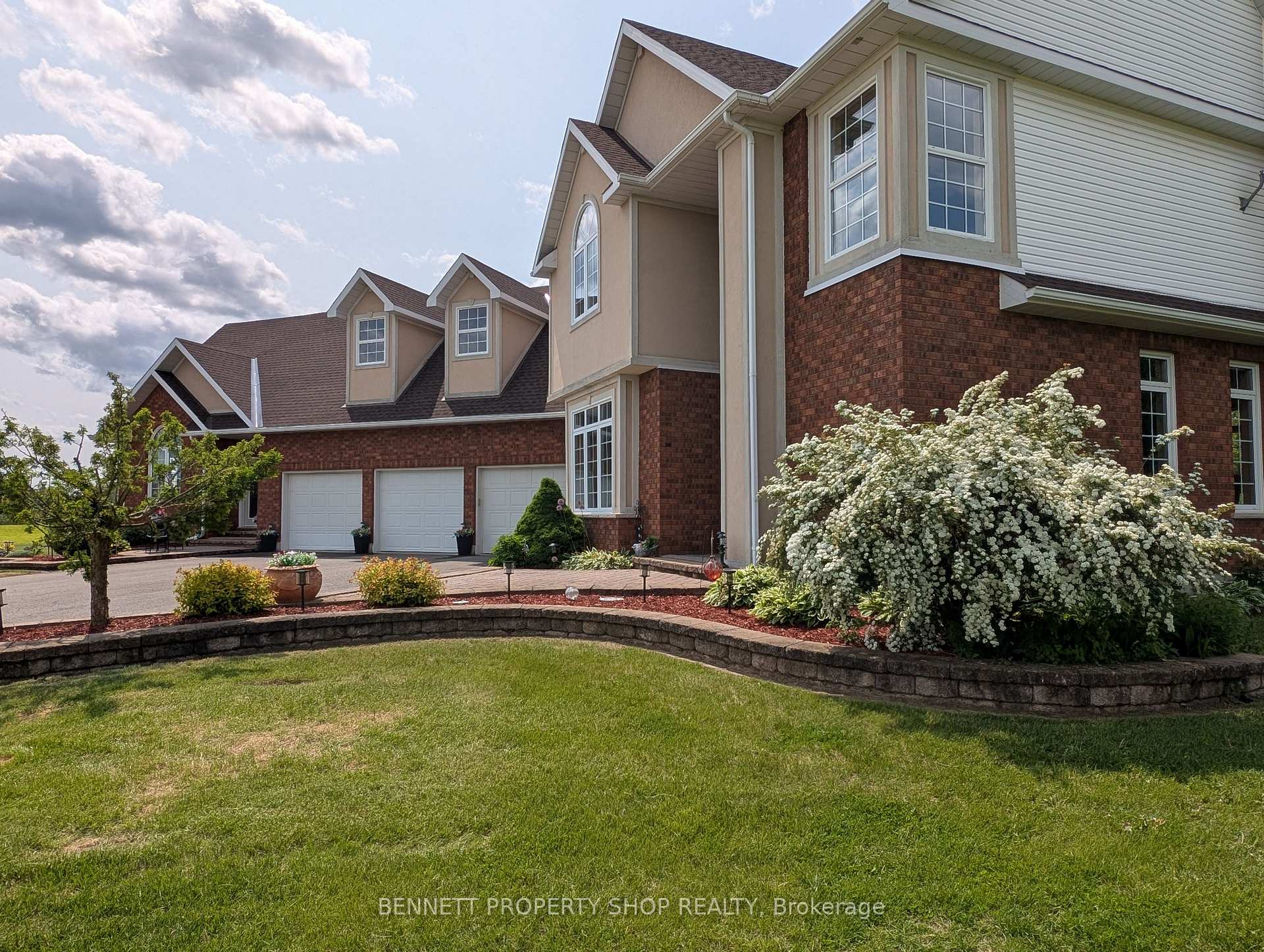 3560/3562 Weir Road, Edwardsburgh/Cardinal, ON K0E 1X0