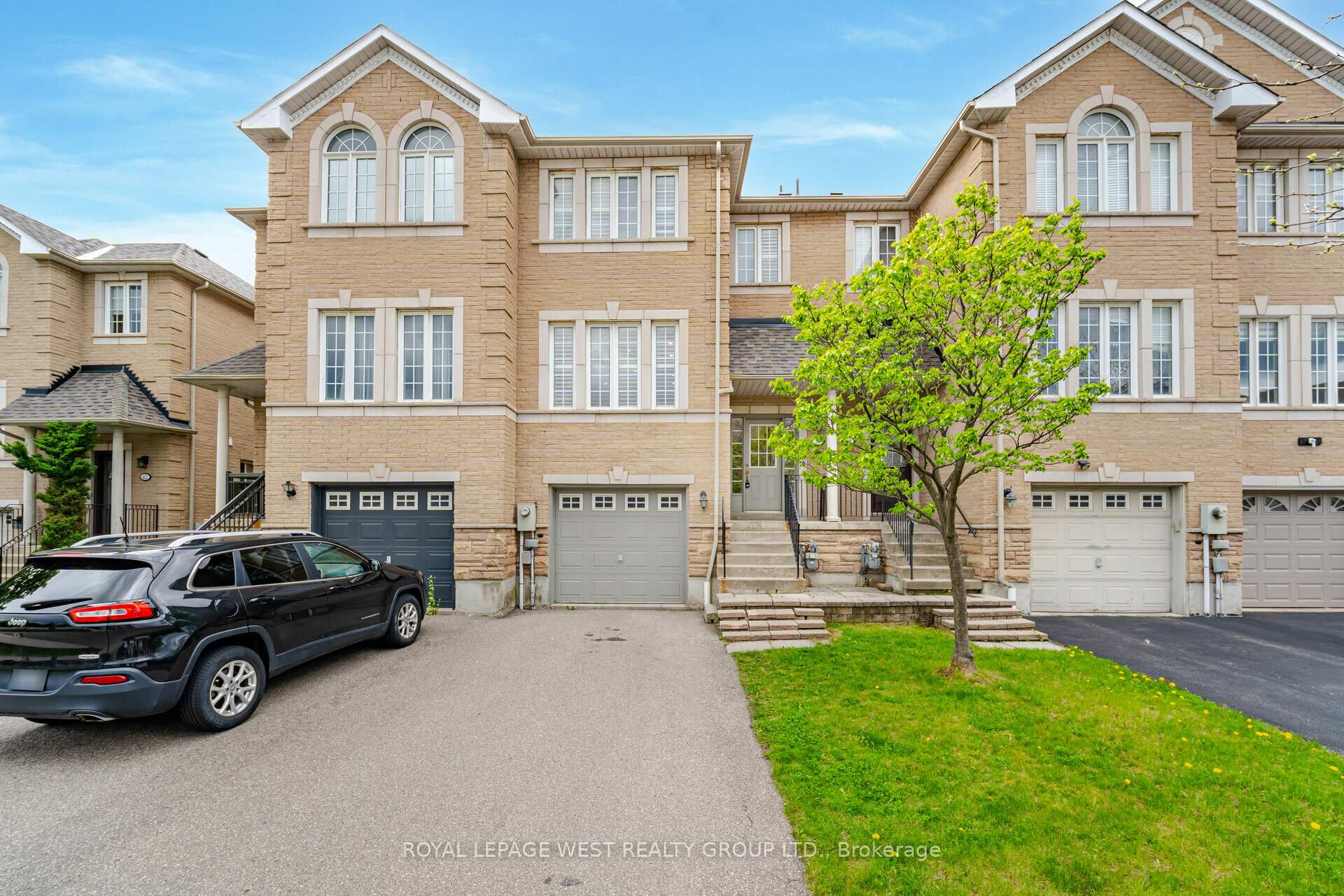 36 Andrika Court, Mississauga, ON L4Z 4E9