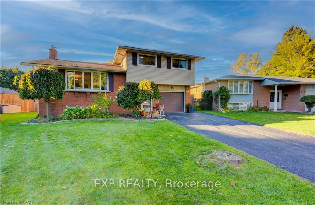 36 Blackfriars Place, Kitchener, ON N2A 1M5