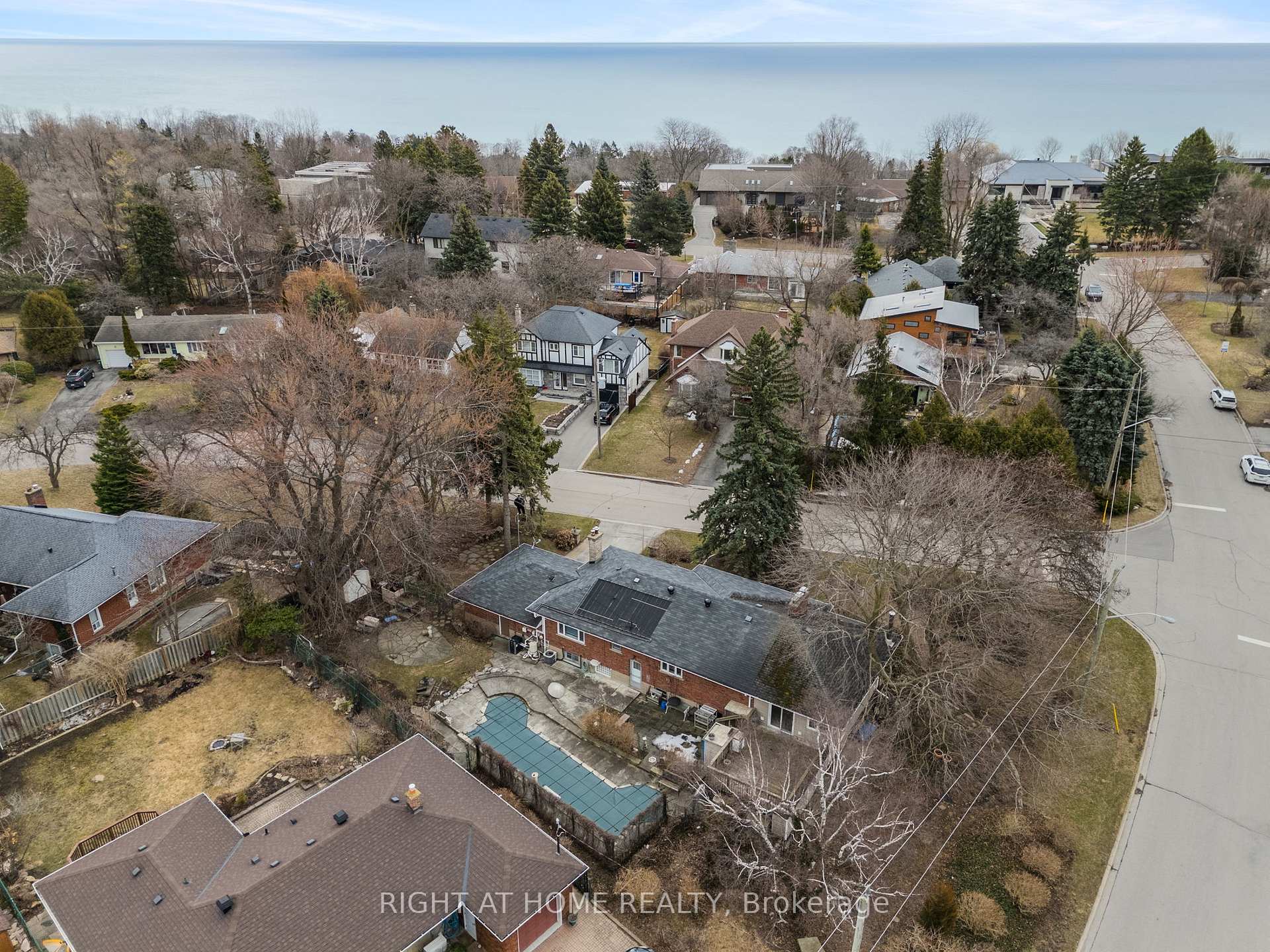 36 Brinloor Boulevard, Toronto, ON M1M 1L5