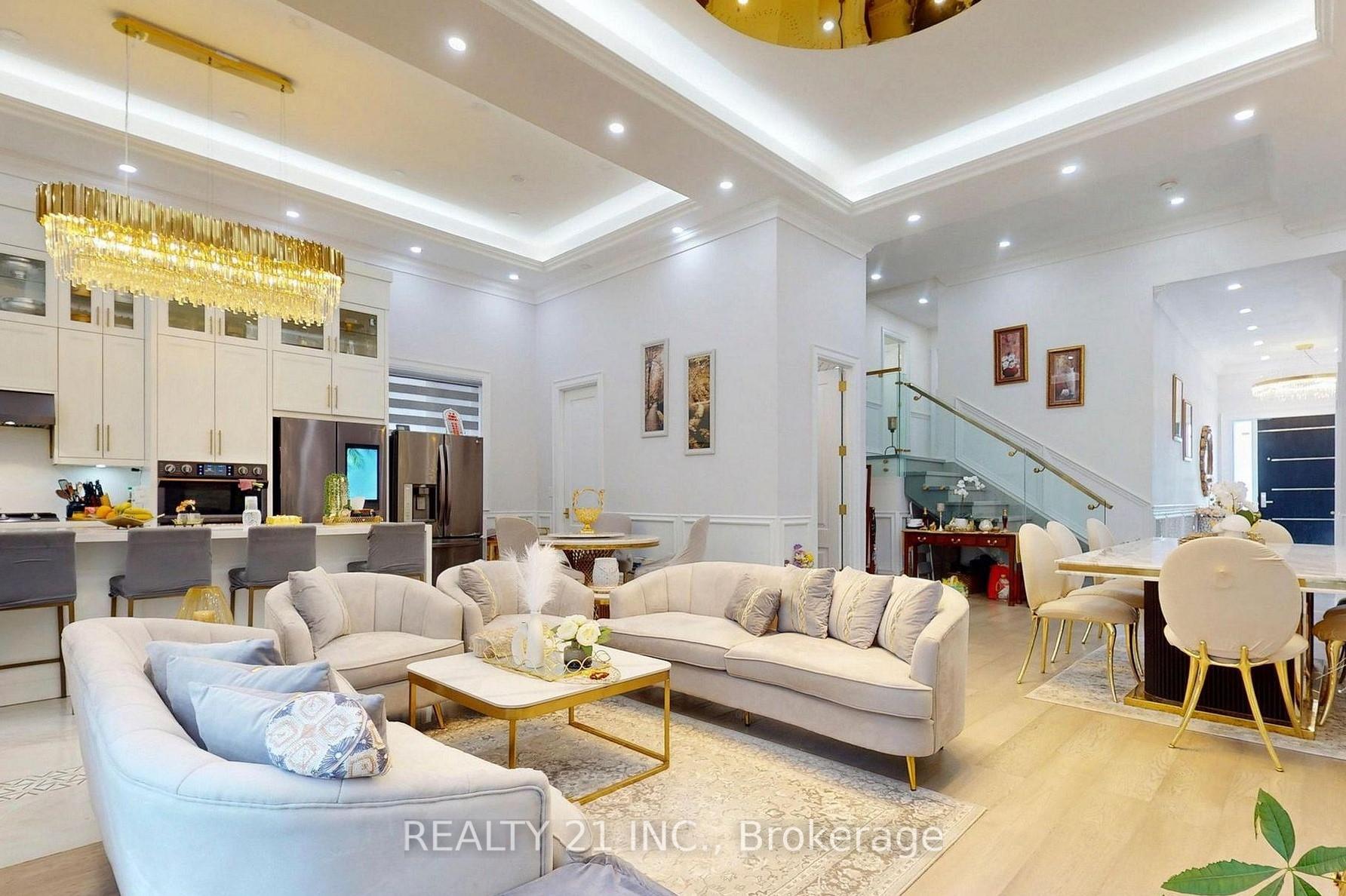 36 Craiglee Drive, Toronto, ON M1N 2L8