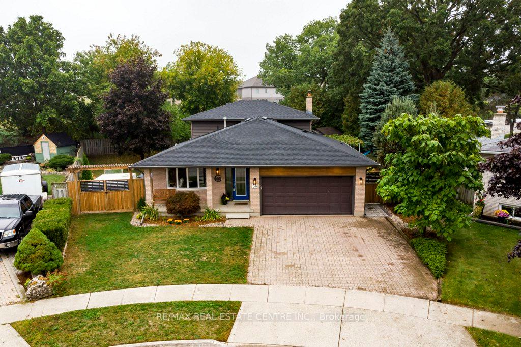 36 Crystal Court, Cambridge, ON N1R 7T2