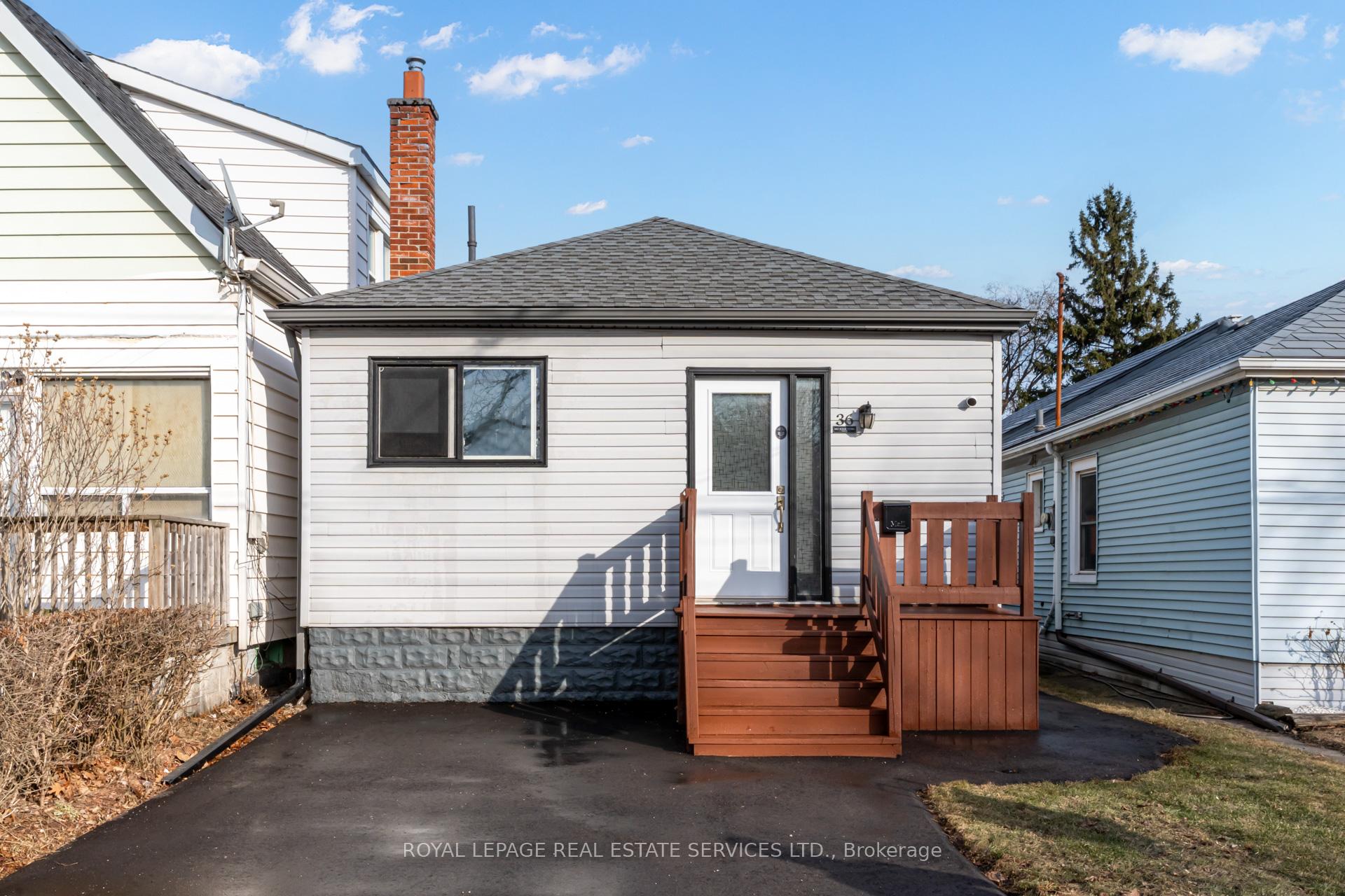 36 Harmony Avenue, Hamilton, ON L8H 4X2