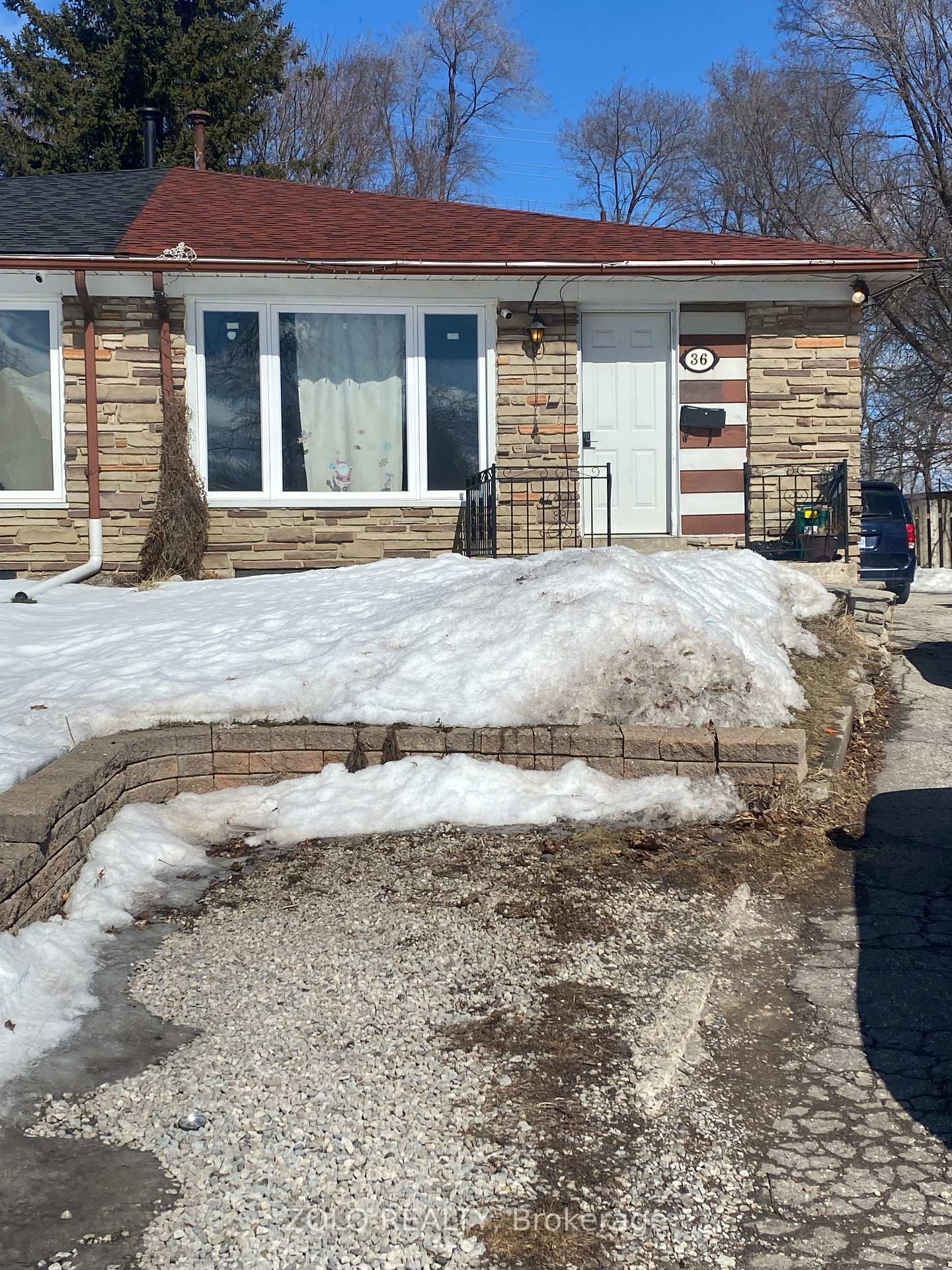36 Northwood Drive, Brampton, ON L6X 2L2
