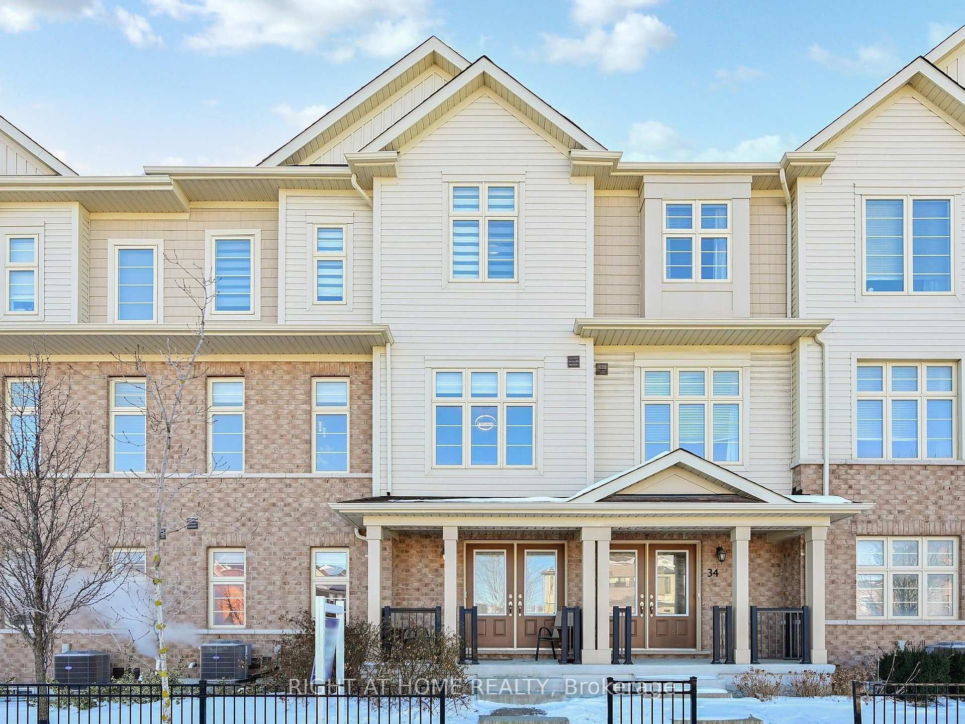 36 Westbury Way, Whitby, ON L1M 0L9