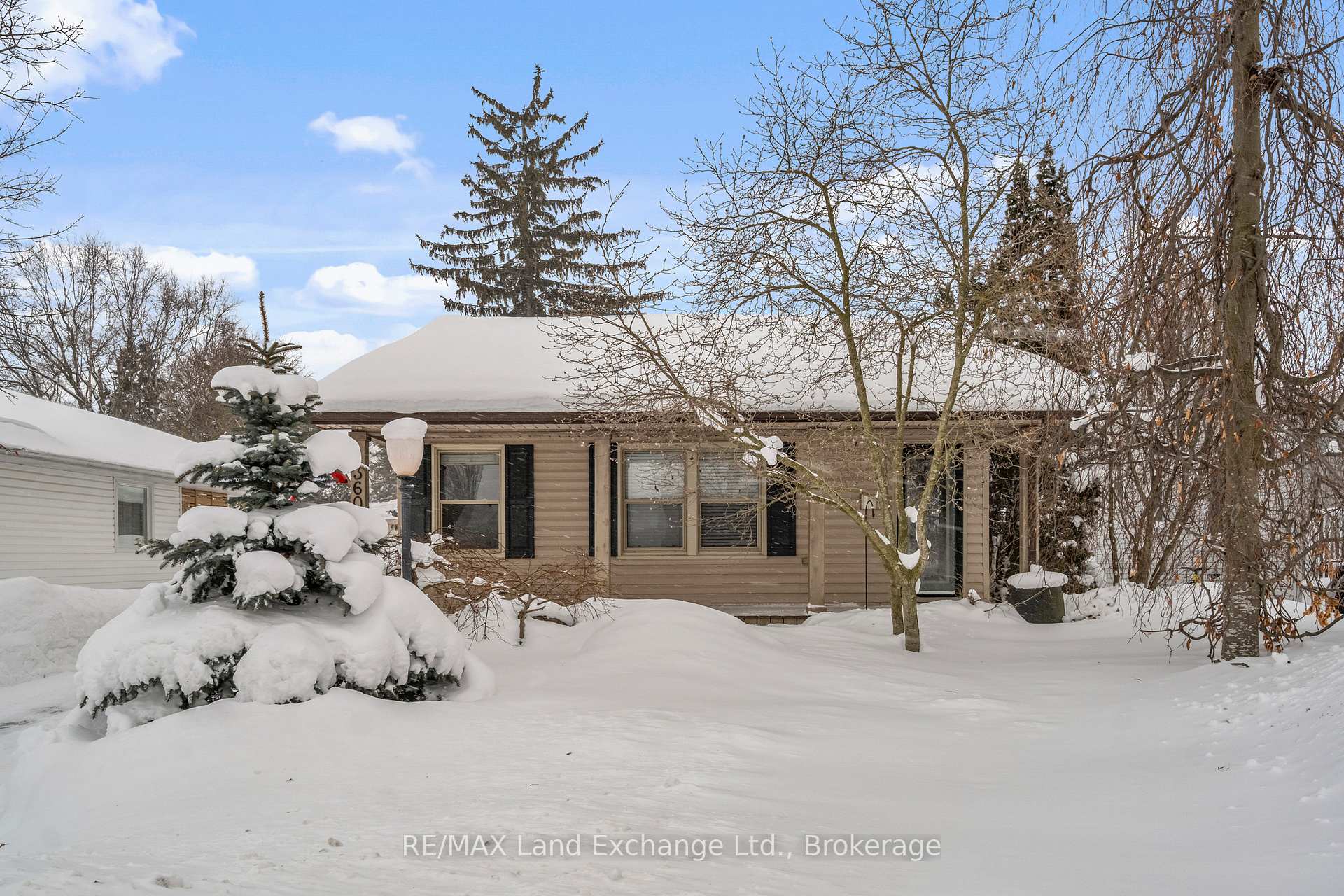 360 Boulton Street, Minto, ON N0G 2P0