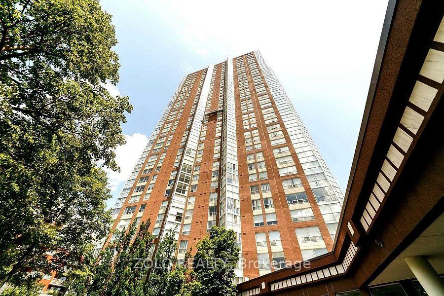 3601 - 7 Concorde Place, Toronto, ON M3C 3N4