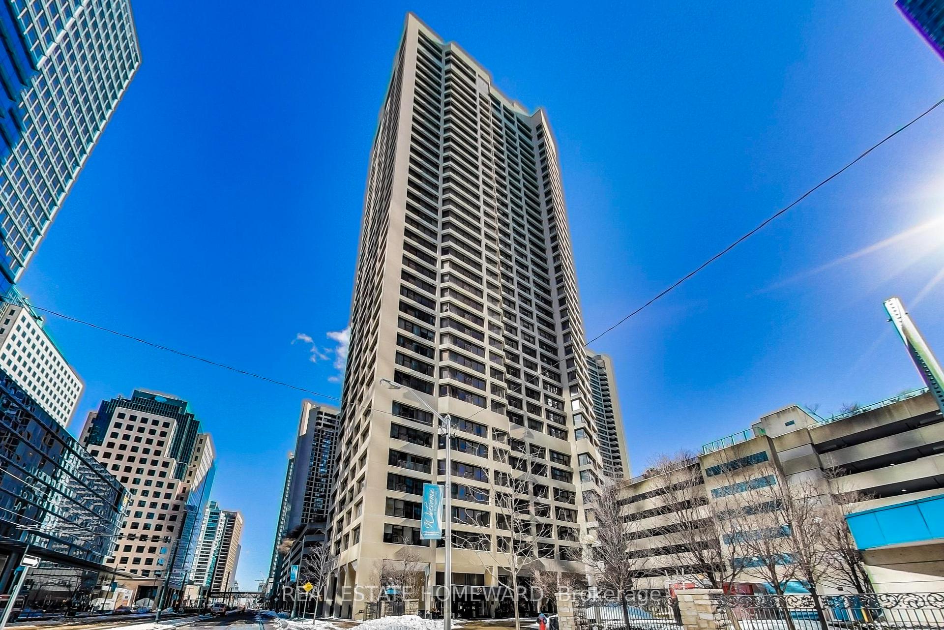 3612 - 55 Harbour Square, Toronto, ON M5J 2L1