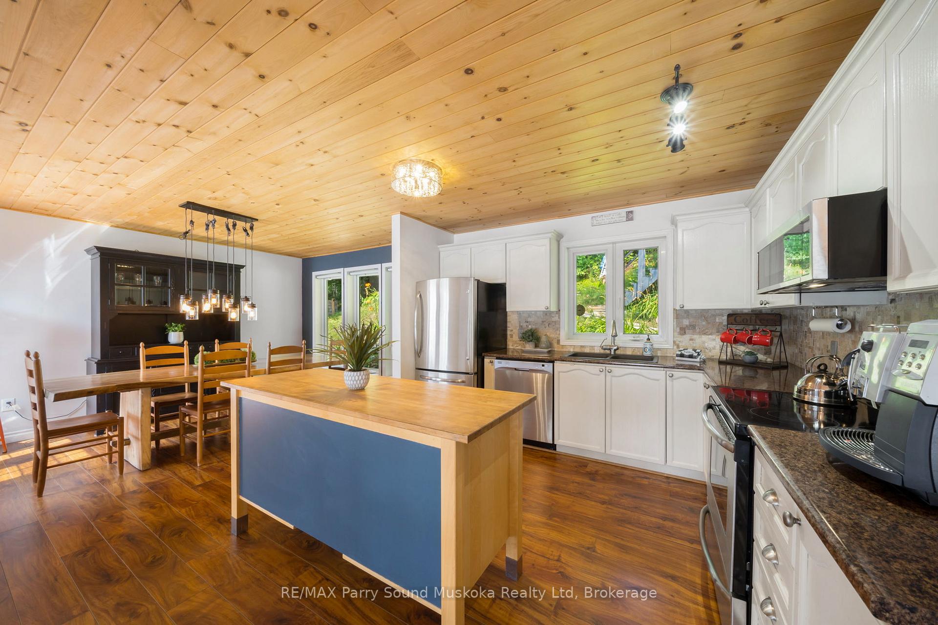 362 Healey Lake, The Archipelago, ON P0G 1C0