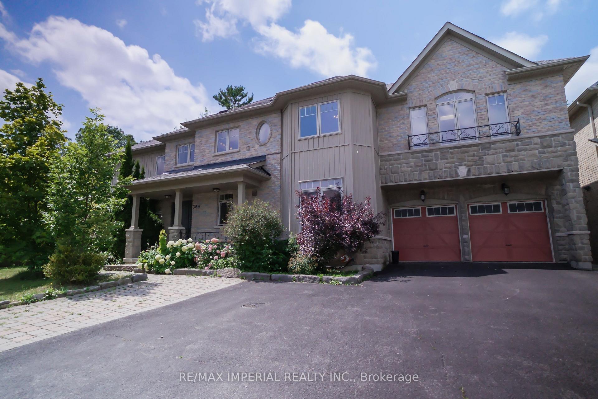 369 Gilpin Drive, Newmarket, ON L3X 3H2