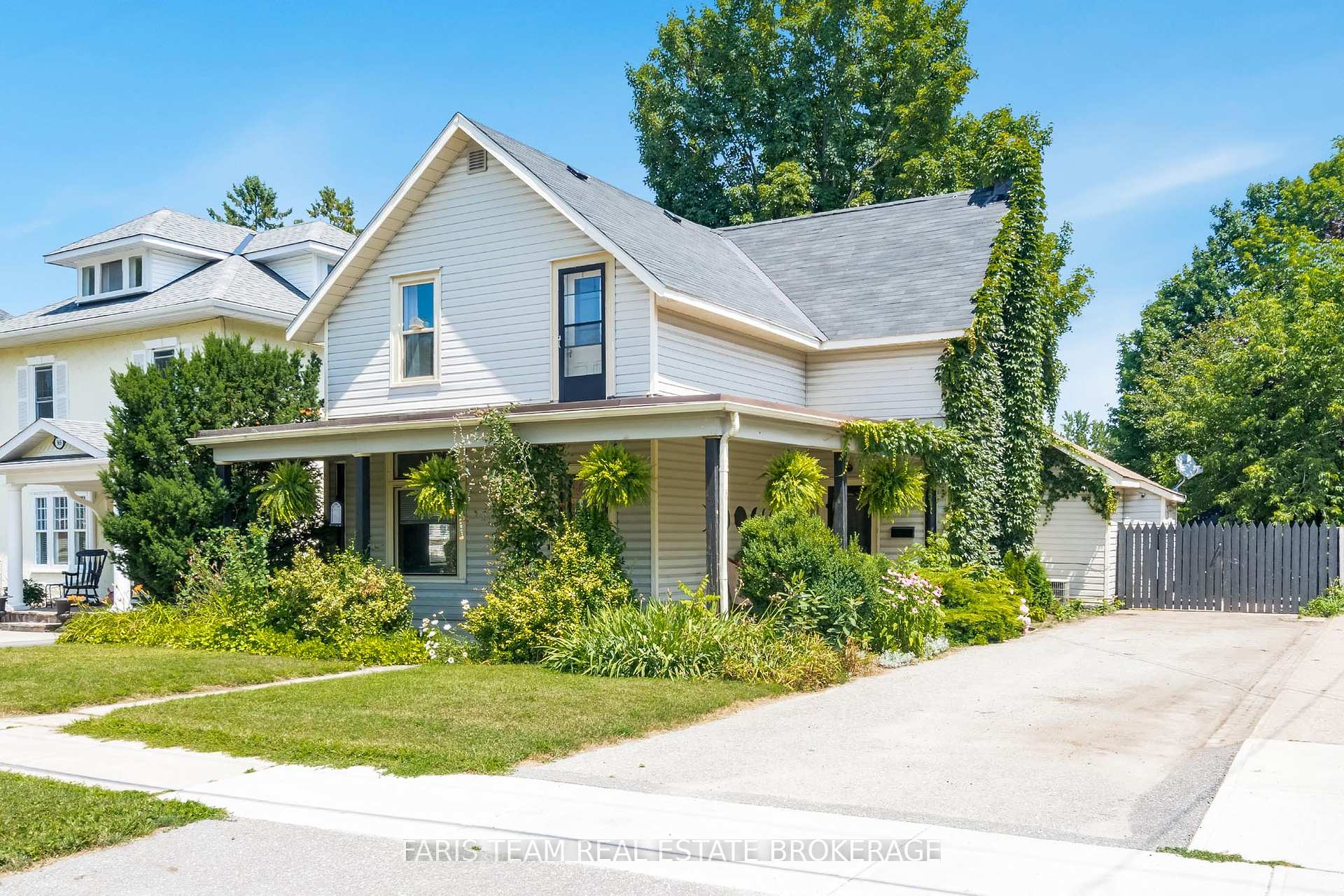 Midland Real Estate MLS® Listings & Houses For Sale