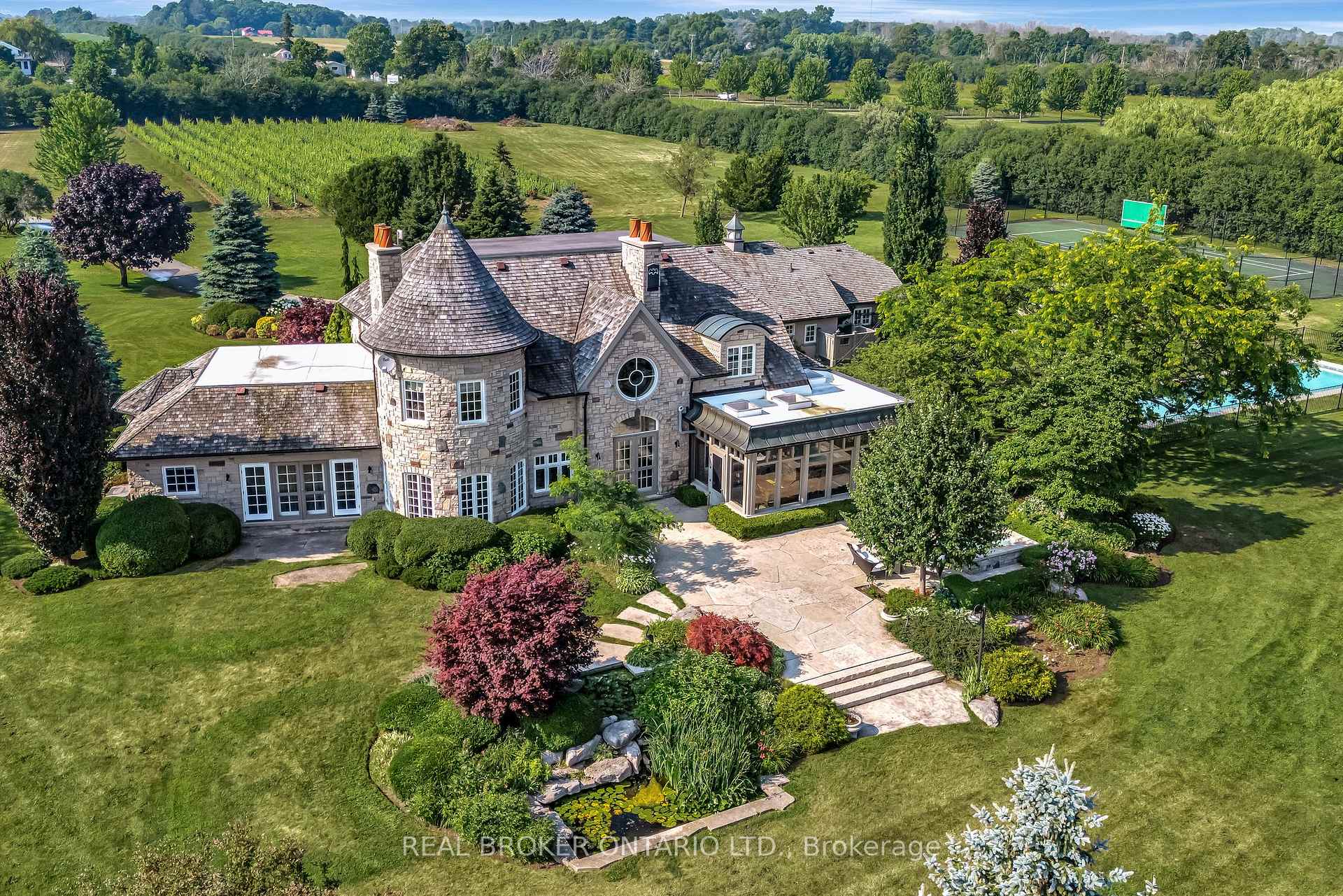 Prince Edward County Real Estate MLS® Listings & Houses For Sale