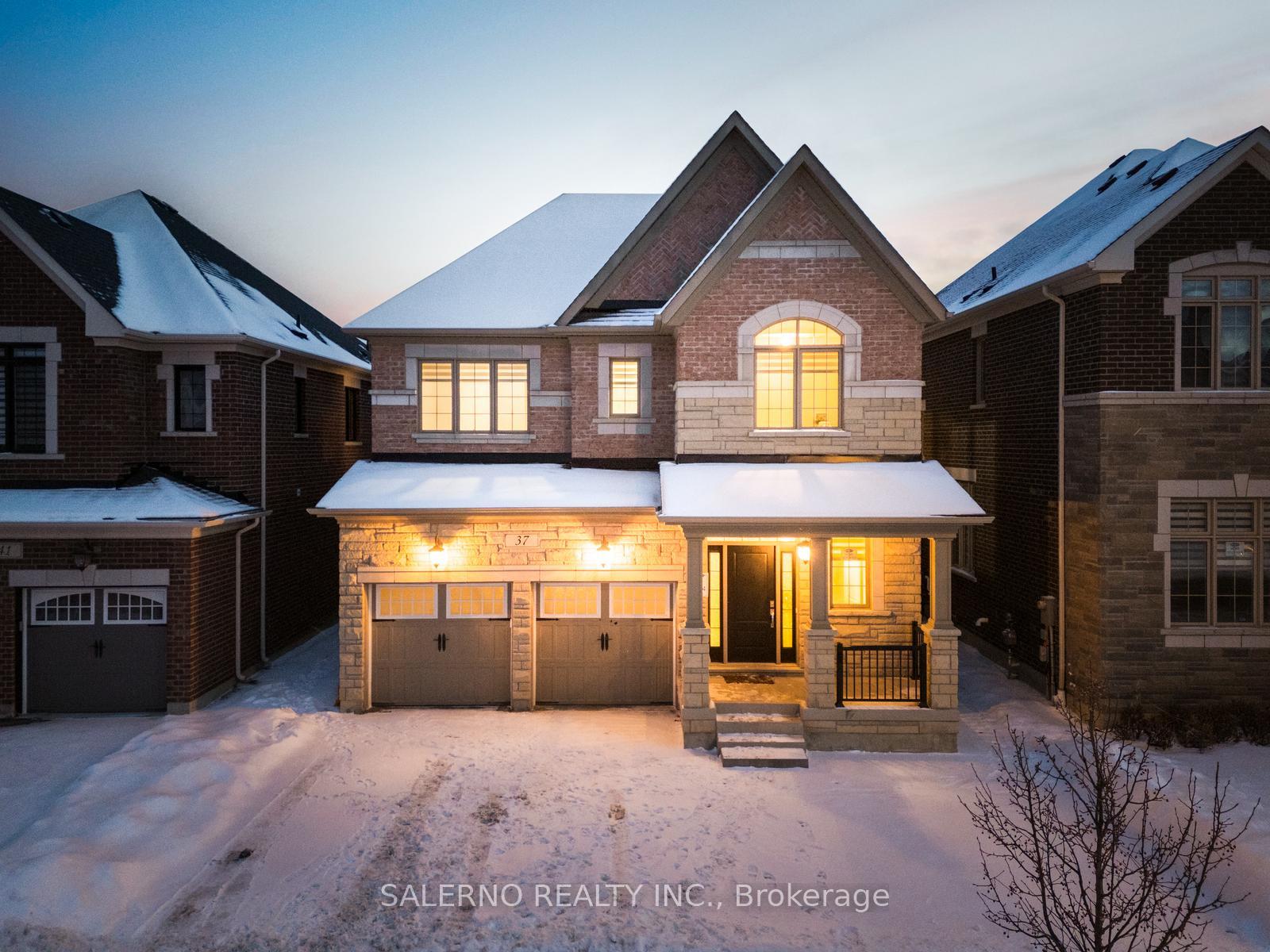 37 Chorus Crescent, Vaughan, ON L4H 4W3
