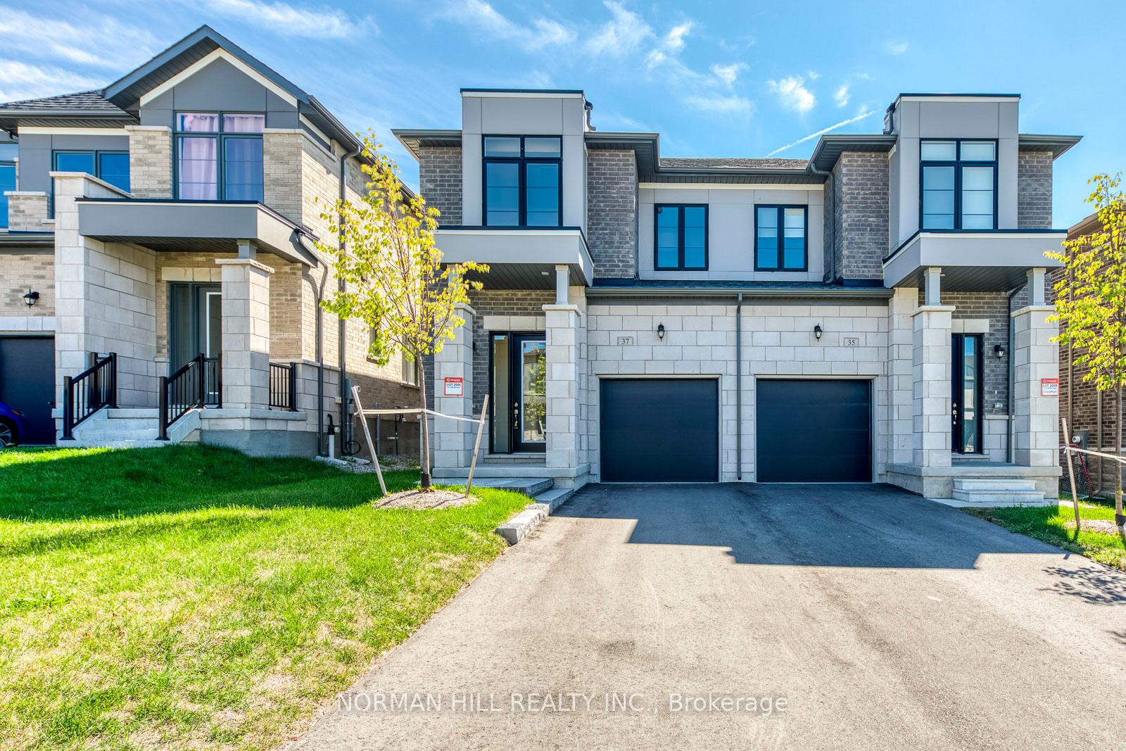 37 Daffodil Road, Springwater, ON L0L 1Y3