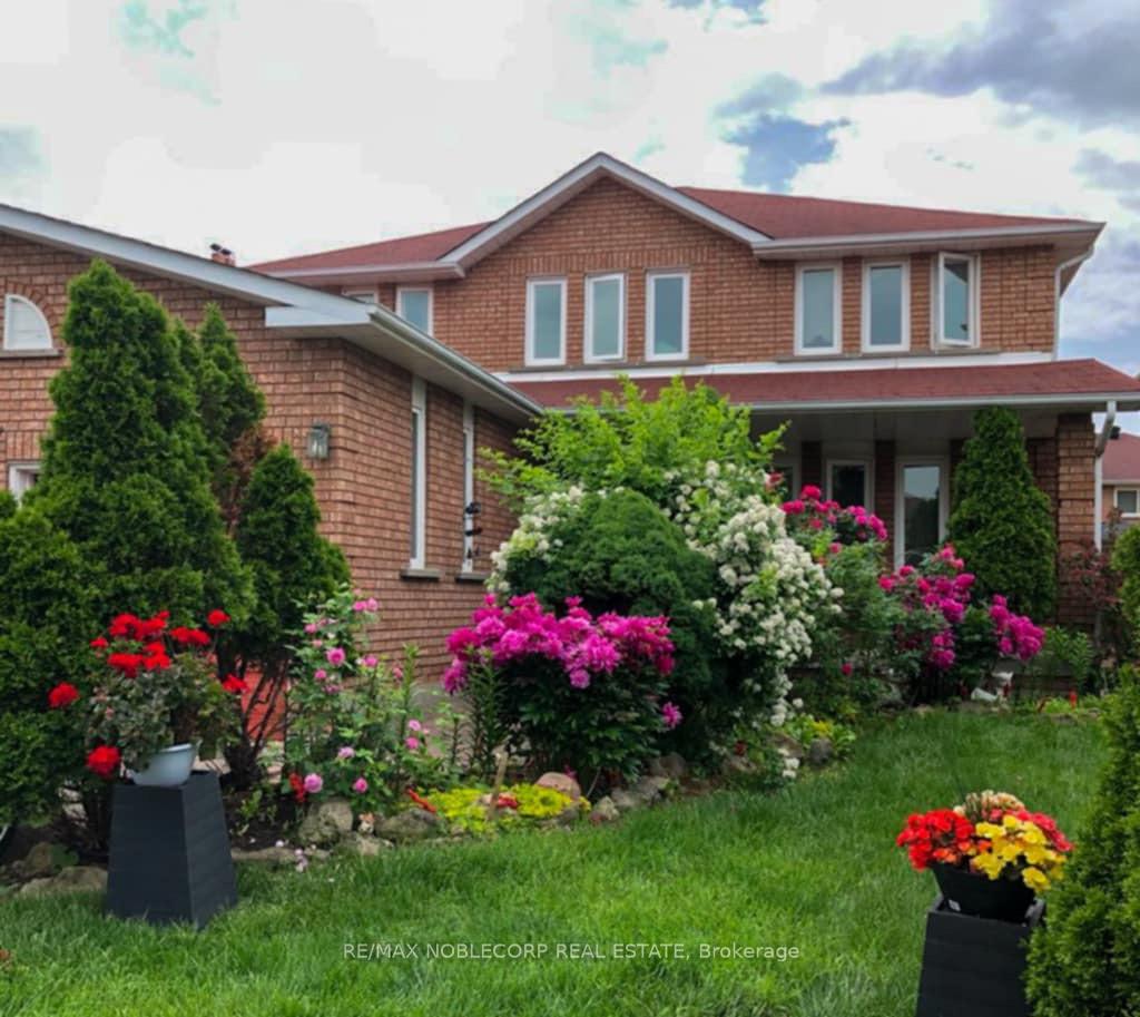 37 Father Ermanno Crescent, Vaughan, ON L4L 7L6