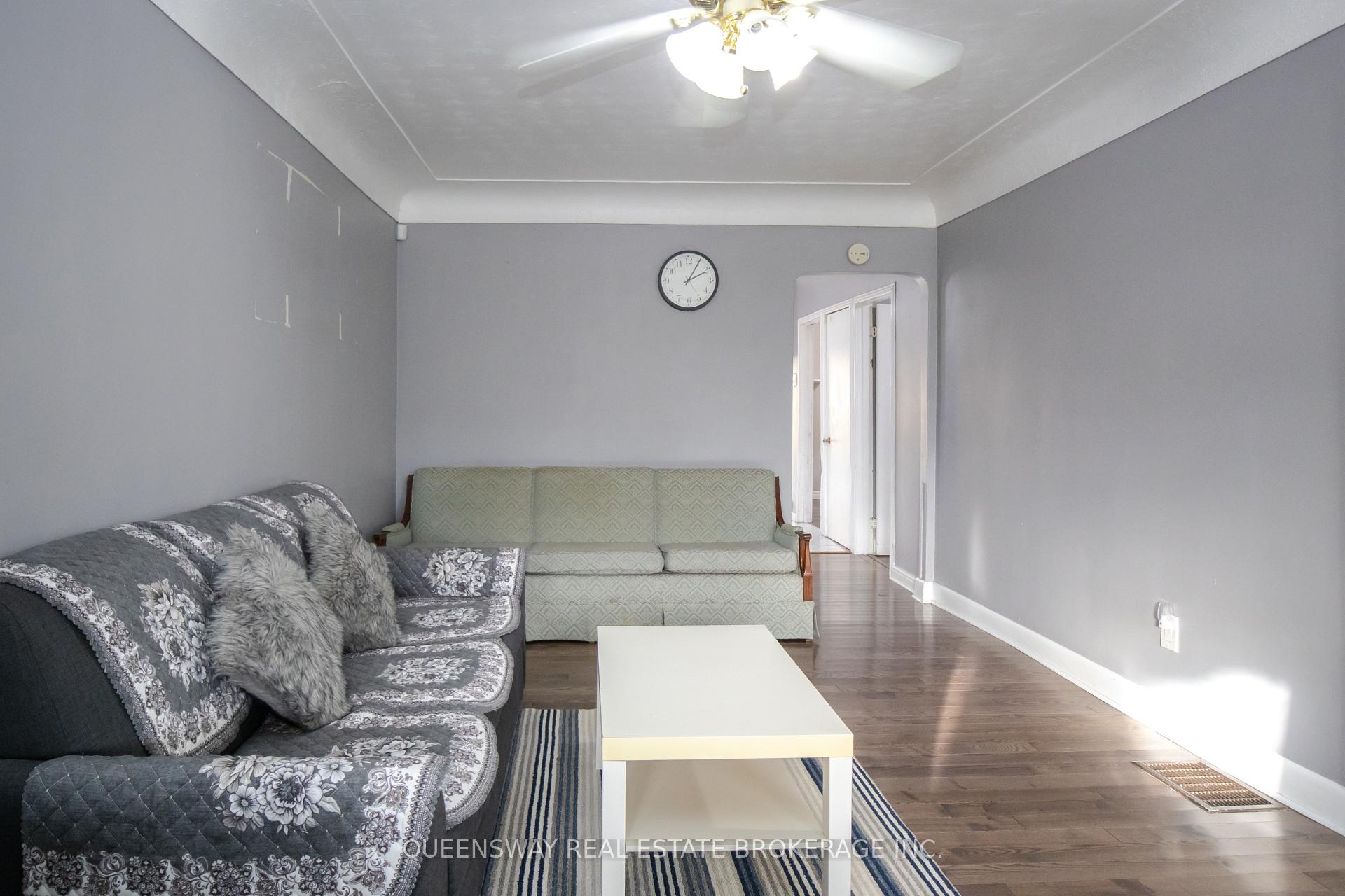 37 Hope Avenue, Hamilton, ON L8H 2E1
