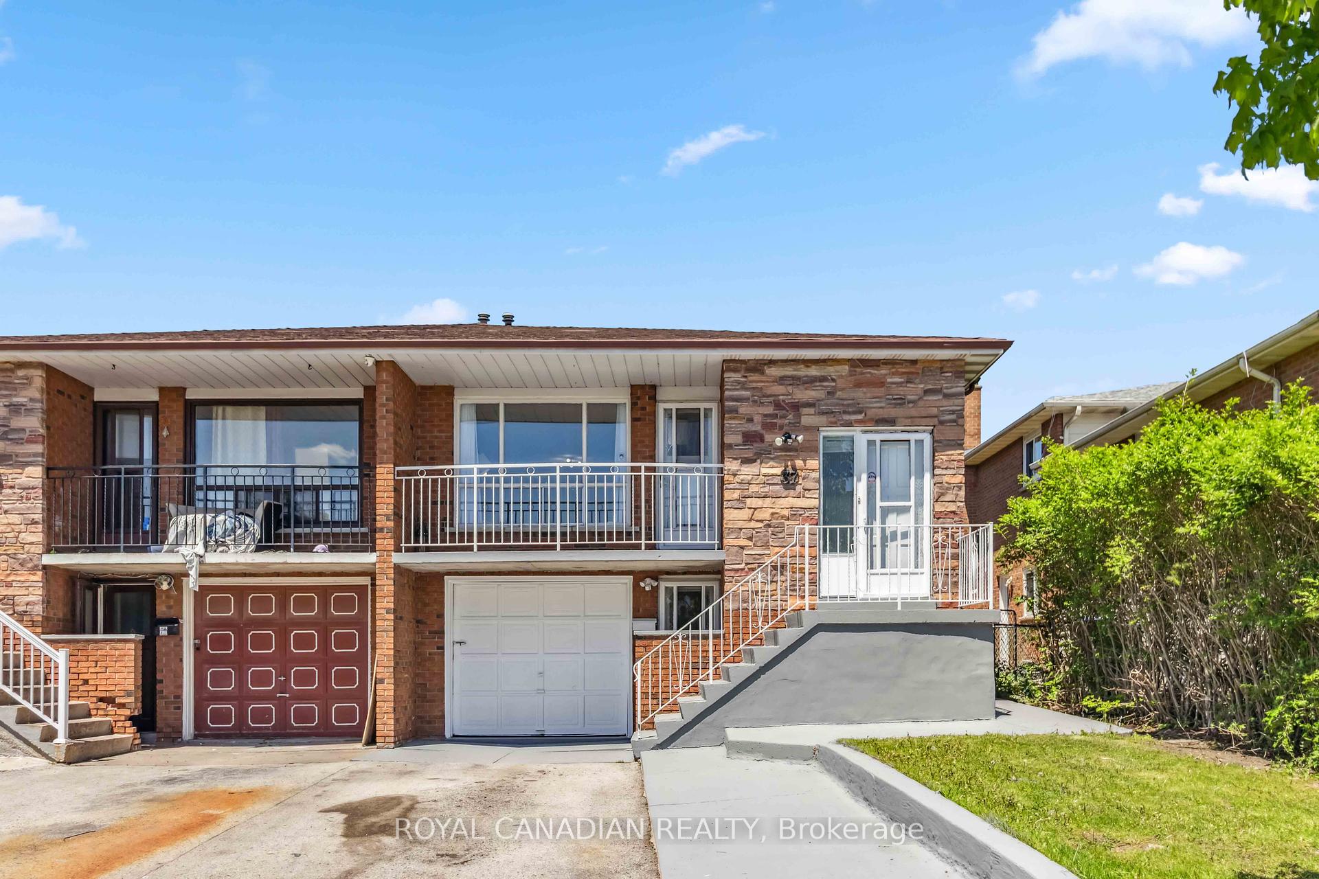 37 Jellicoe Crescent, Brampton, ON L6S 3H7