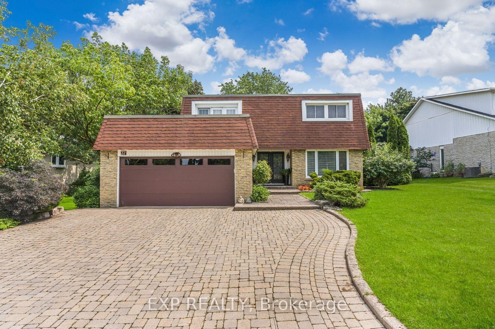 37 Kenninghall Boulevard, Mississauga, ON L5N 1J5