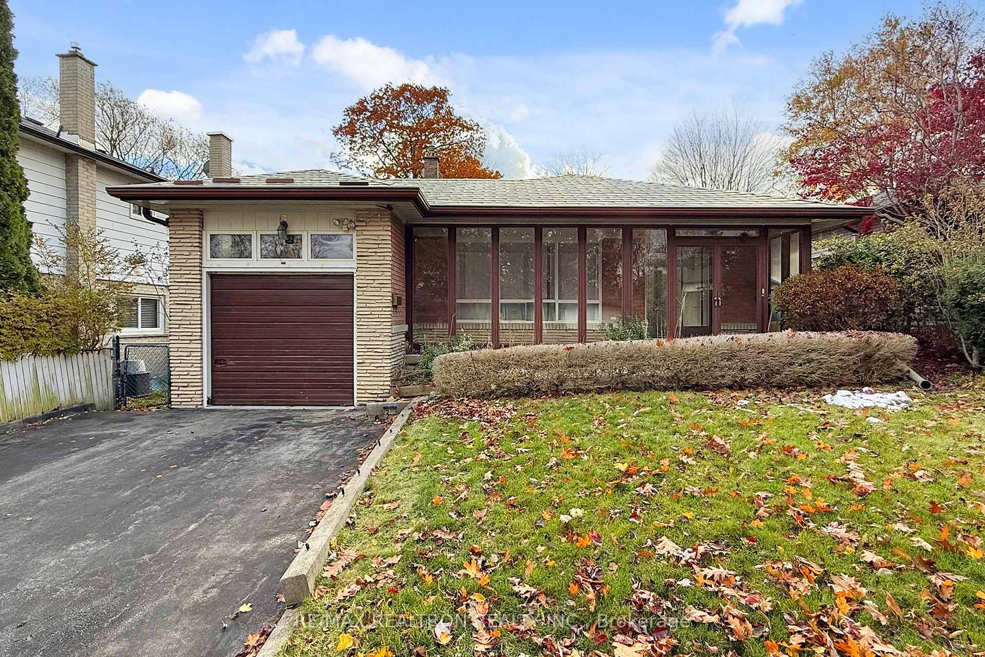 37 Satok Terrace, Toronto, ON M1E 3N6