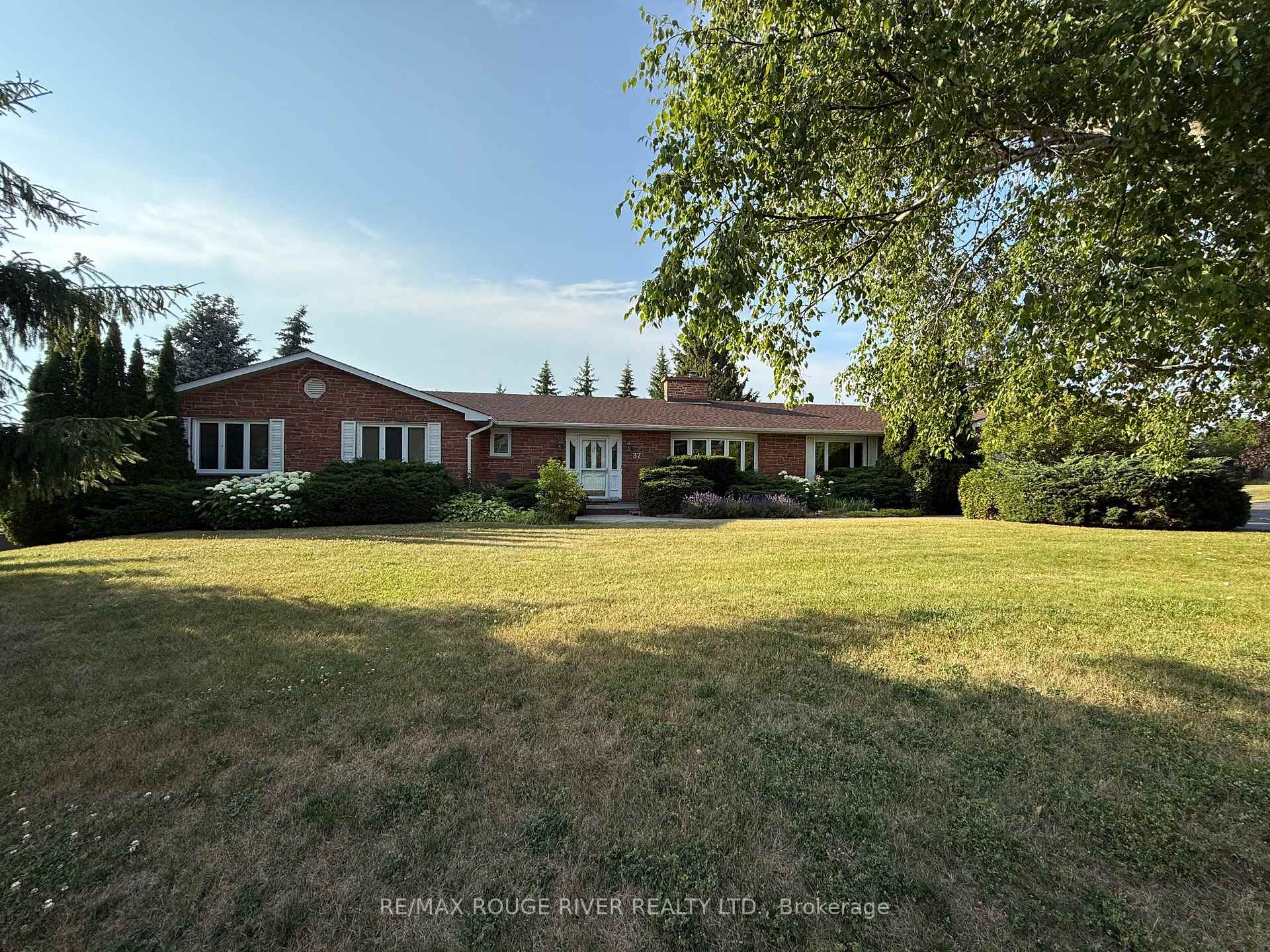 37 STONERIDGE Road, Hamilton Township, ON K9A 0Y3