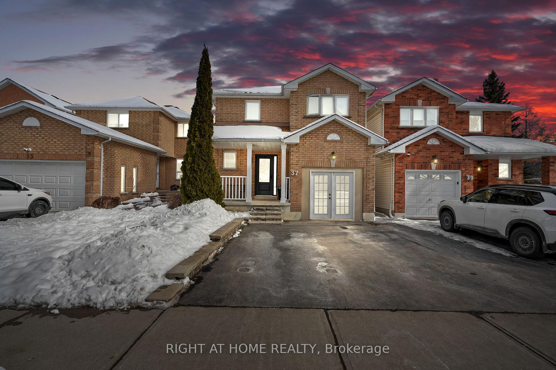 37 Trudeau Drive, Clarington, ON L1C 5A8