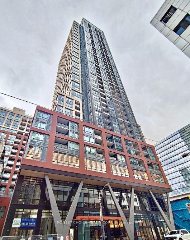 3702 - 108 Peter Street, Toronto, ON M5V 0W2