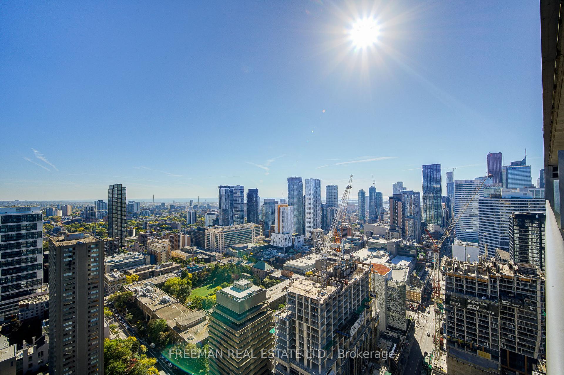 3703 - 386 Yonge Street, Toronto, ON M5B 0A5