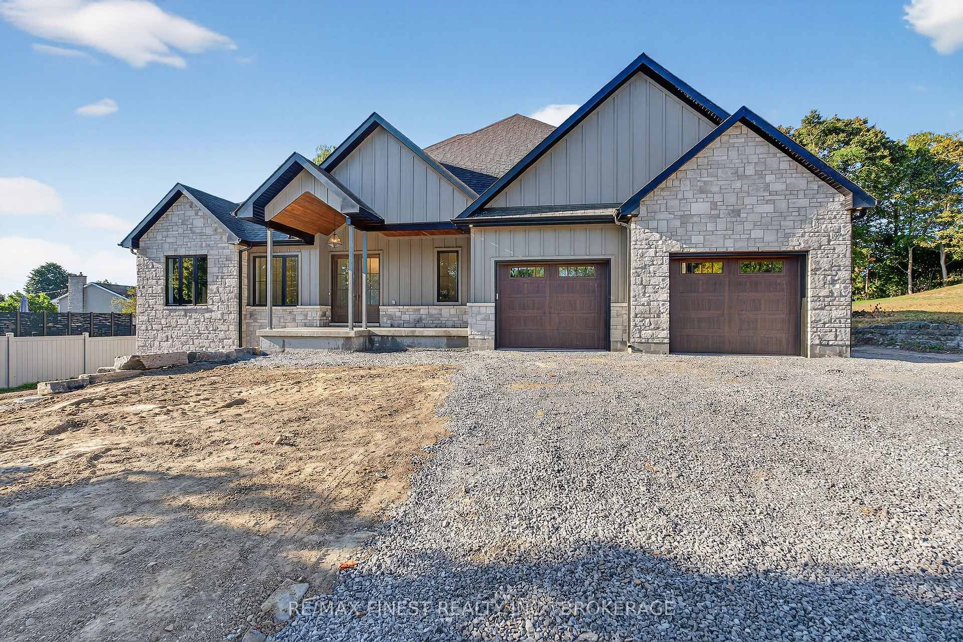 371 Maple Ridge Drive, Kingston, ON K7M 5P1