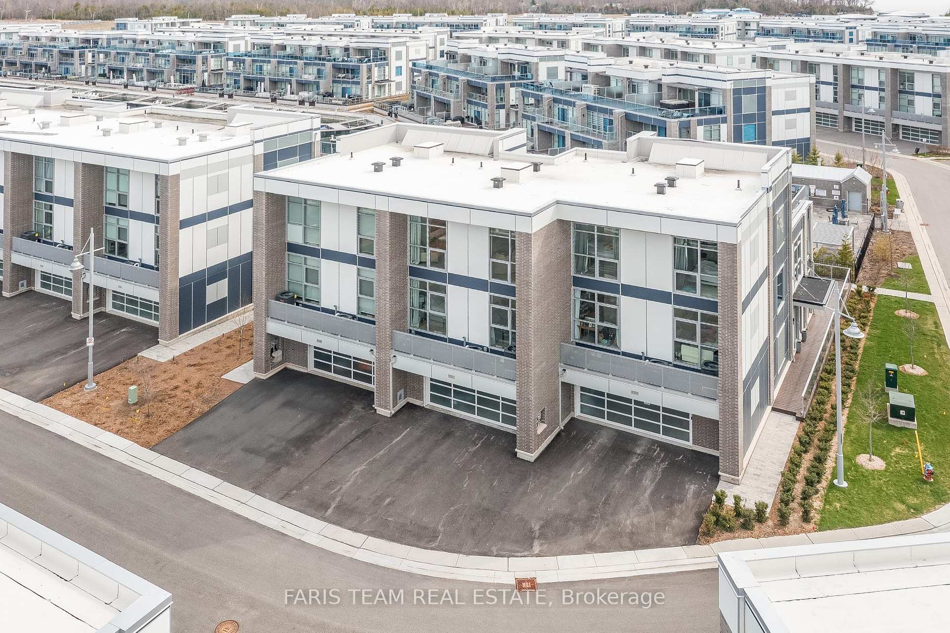 3727 Ferretti Court, Innisfil, ON L9S 0N6