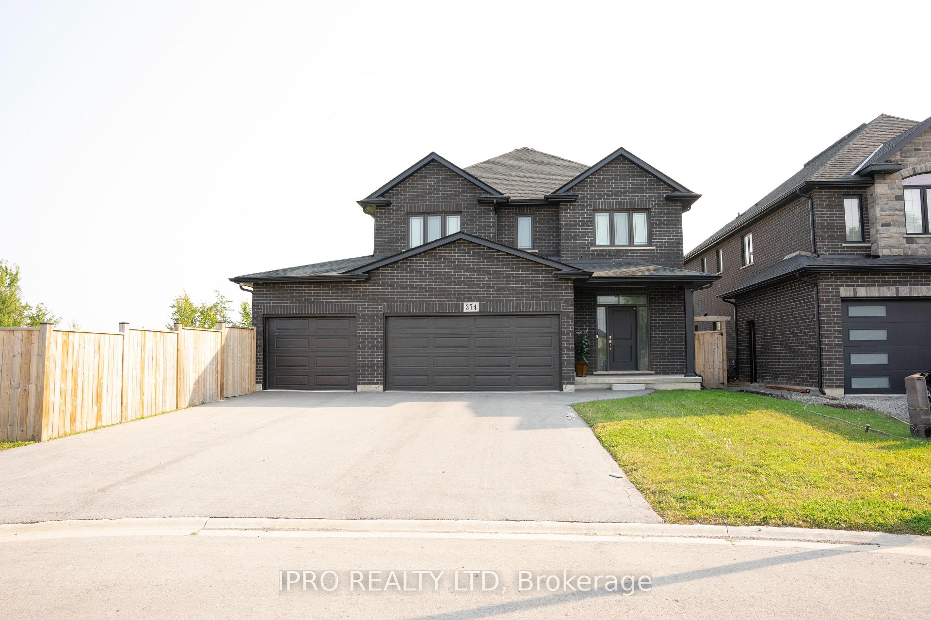 374 Viger Drive, Welland, ON L3B 0E2