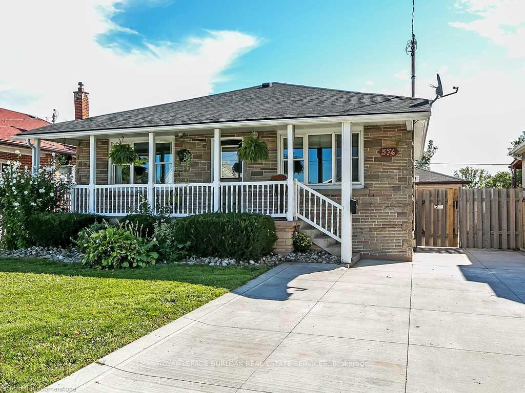 Upper - 376 Talbot Street, Hamilton, ON L8H 6T4