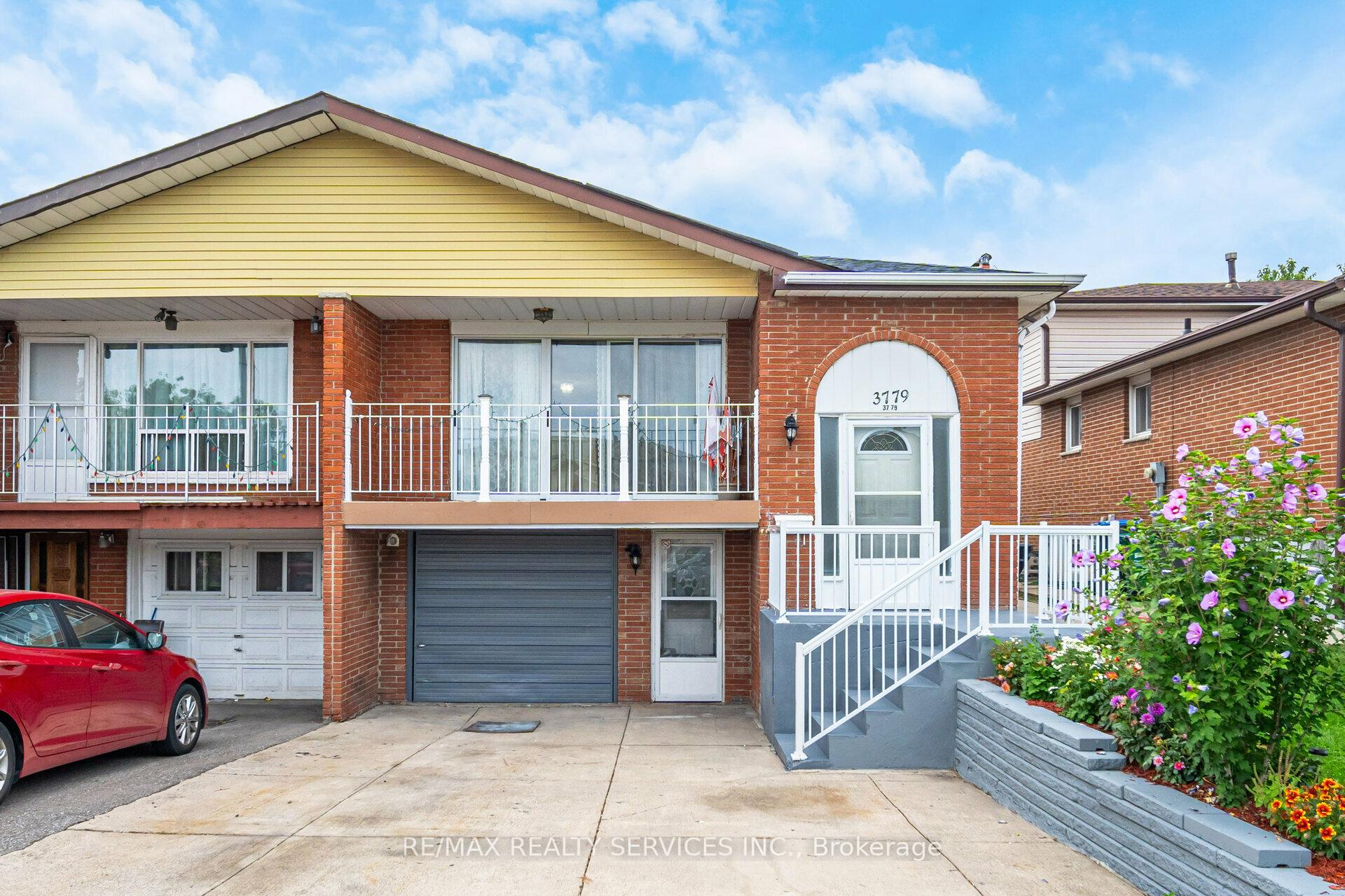 3779 Keenan Crescent, Mississauga, ON L4T 3M1