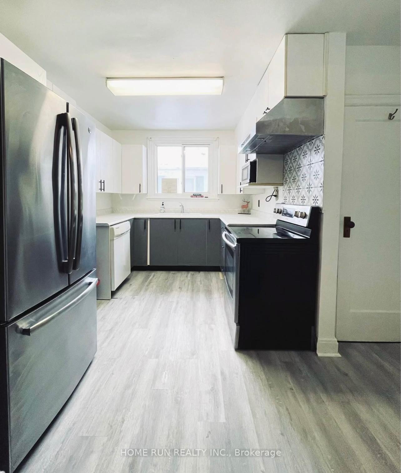 378 Enfield Avenue, Vanier and Kingsview Park, ON K1L 7L3