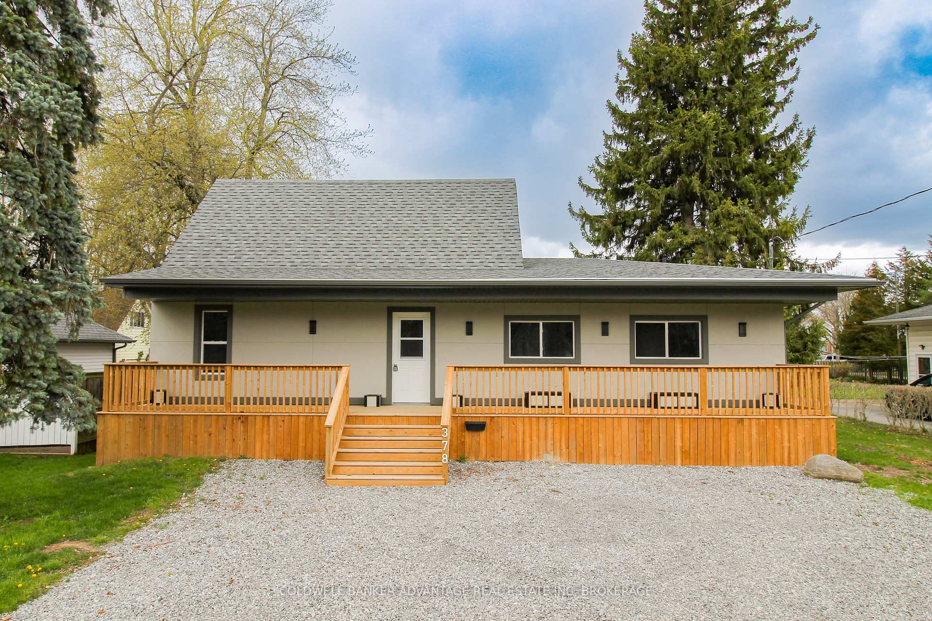 378 Thorold Road, Welland, ON L3C 3W6