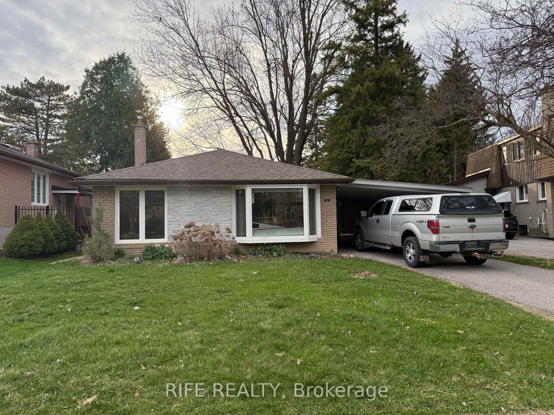 38 Aurora Heights Drive, Aurora, ON L4G 2W7