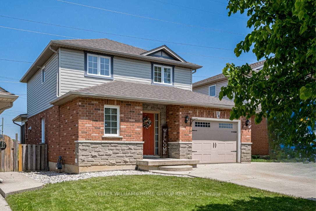 38 Grassyplain Drive, Hamilton, ON L0R 1W0