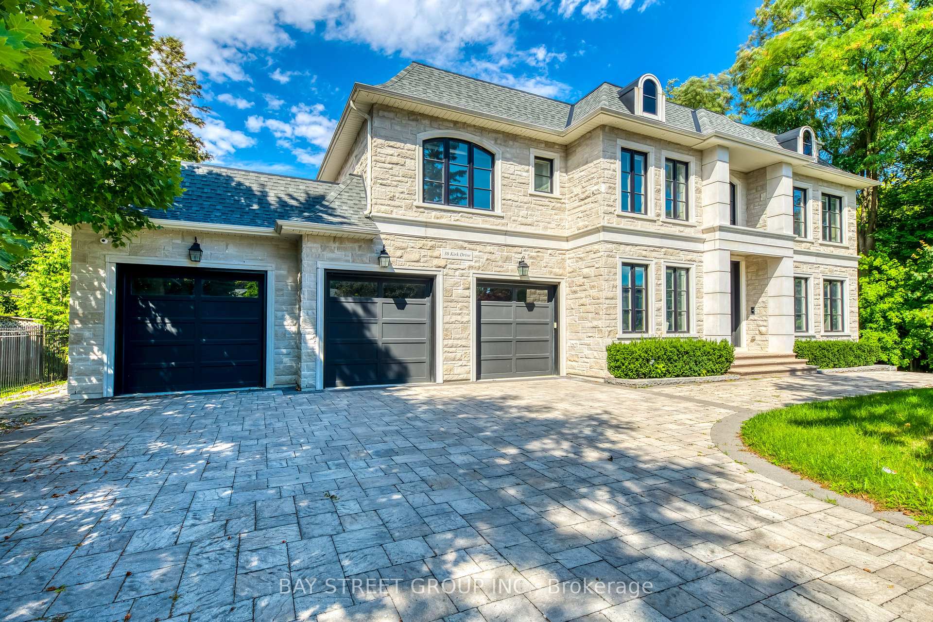 38 Kirk Drive, Markham, ON L3T 3L1